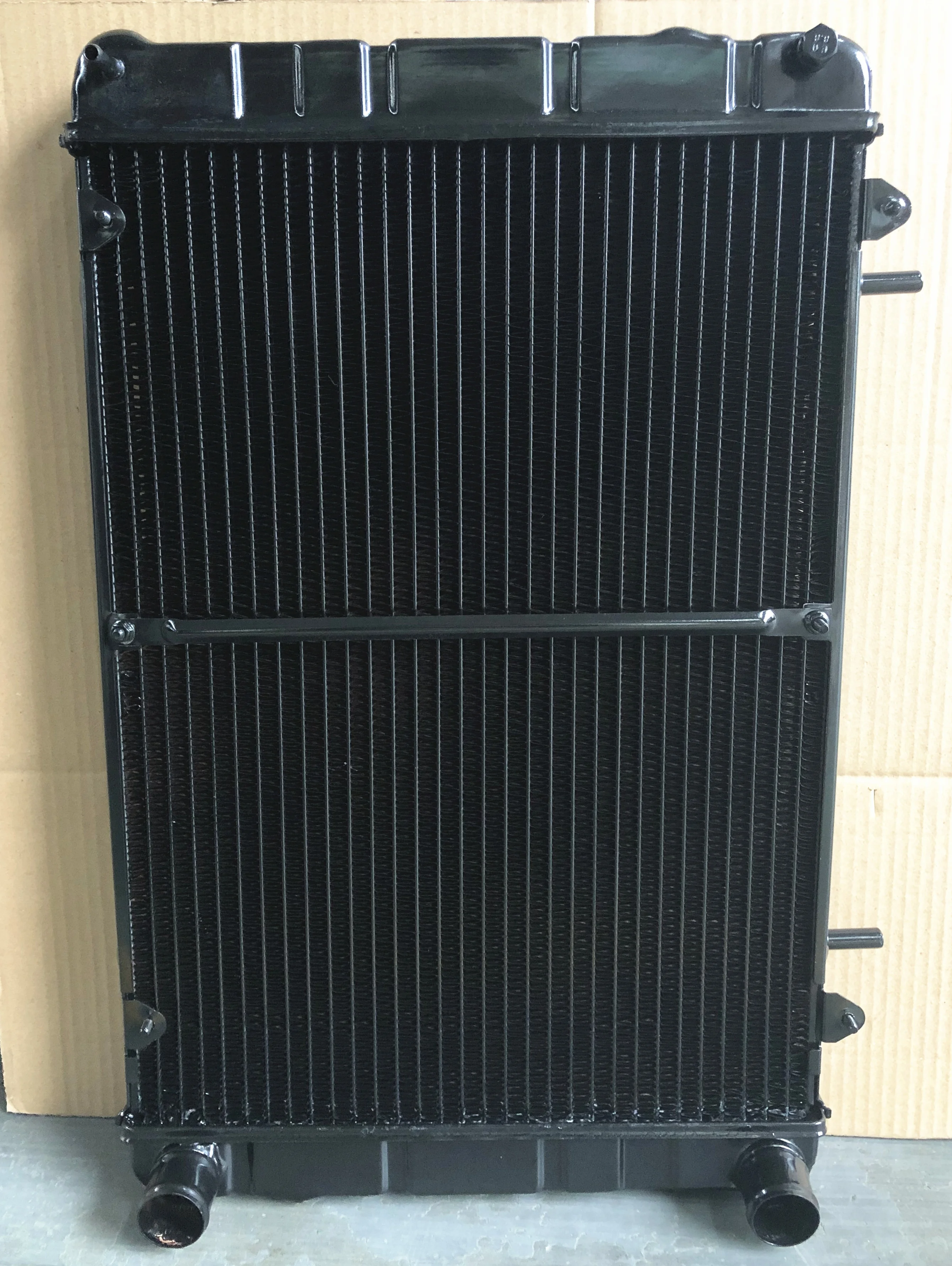 Truck Parts Copper Brass Radiator 33027-1301010 GAZ 33027