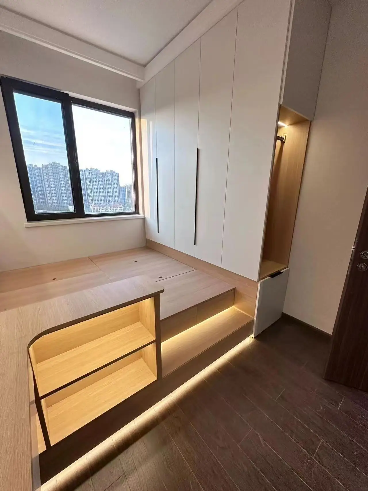 Alibaba.com: Modern King-Size Custom Tatami Wood Floor Bed for Kids ...