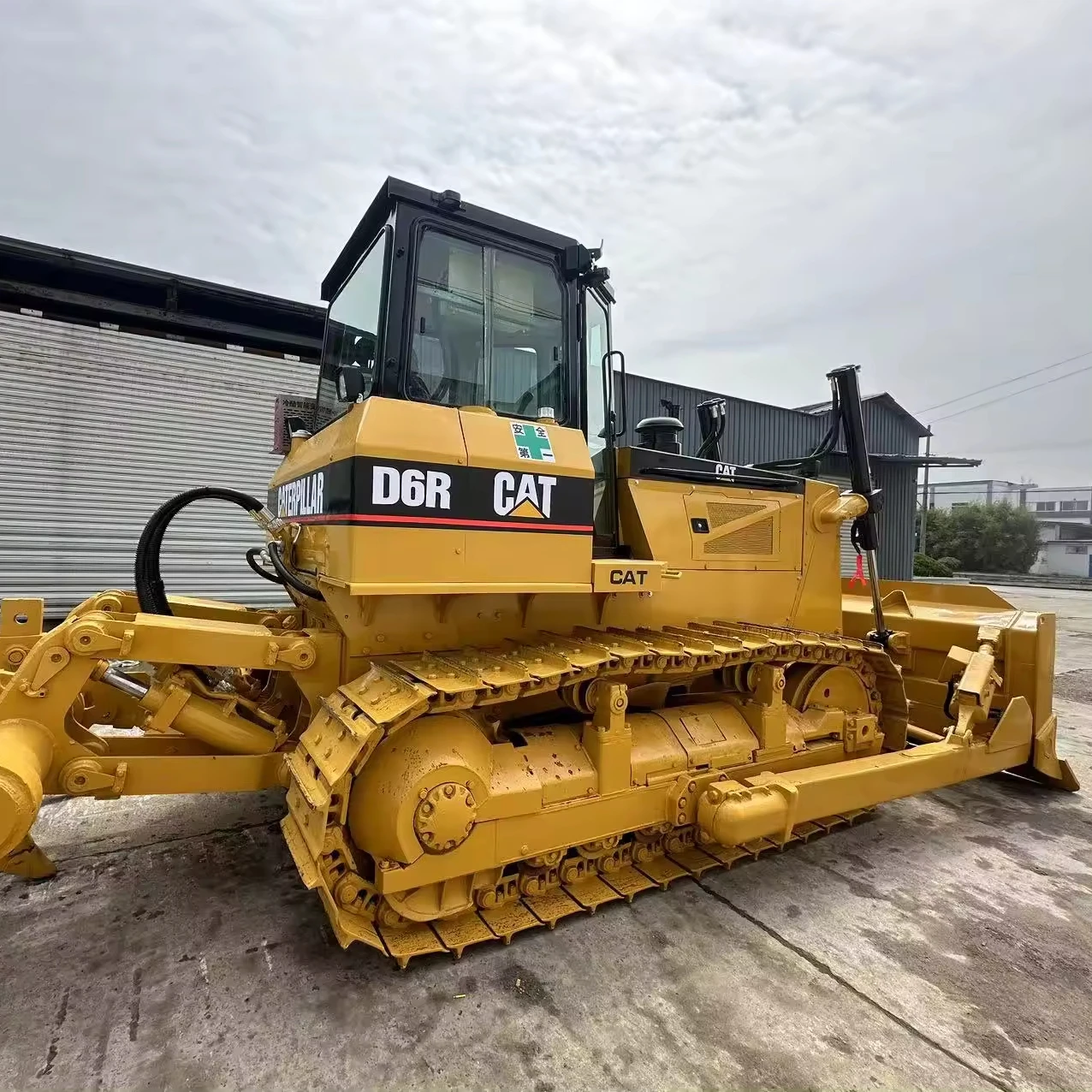 Original Japan Used Cat Bulldozer D6r In Low Price Used Crawler Dozer For Sale 2023year - Buy ...