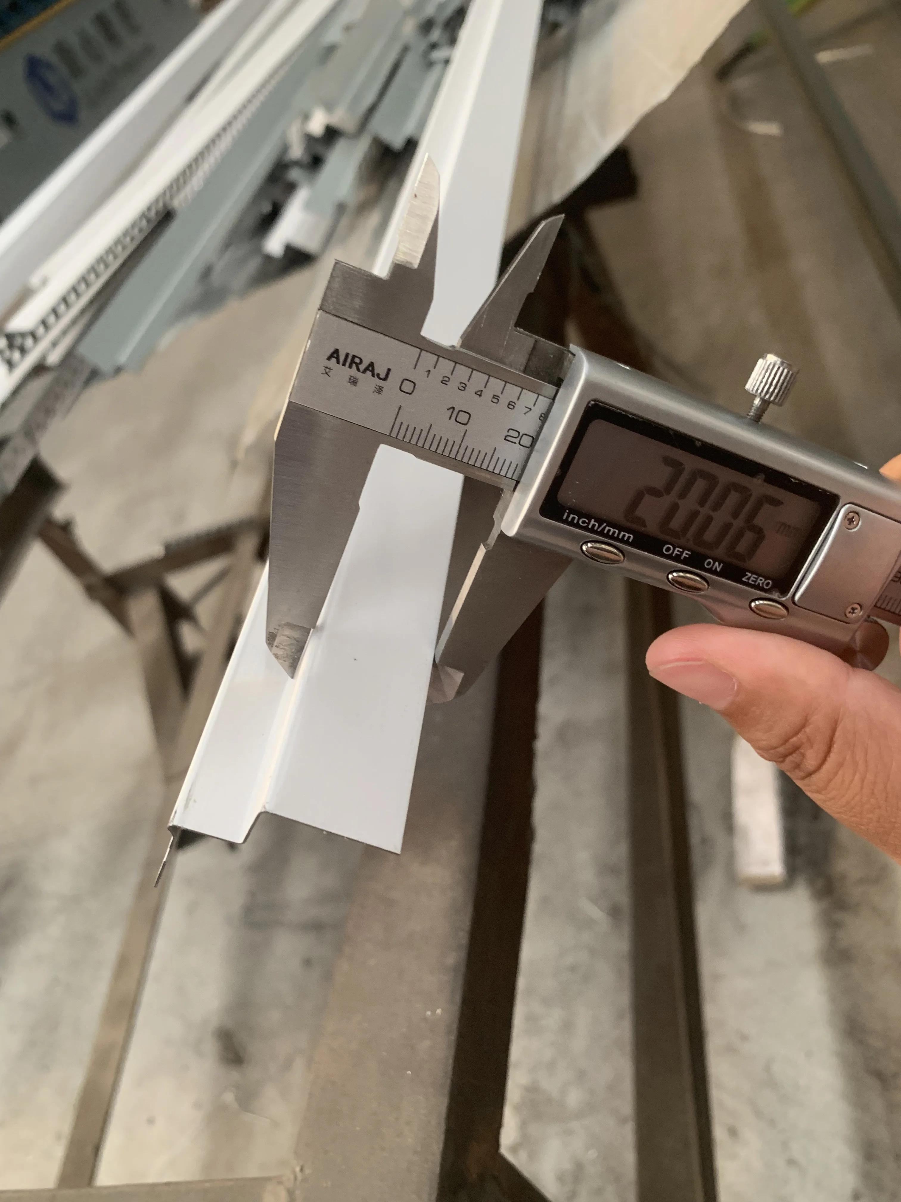 Suspended Ceiling W Wall Angle - Modern Artistic Ceilings