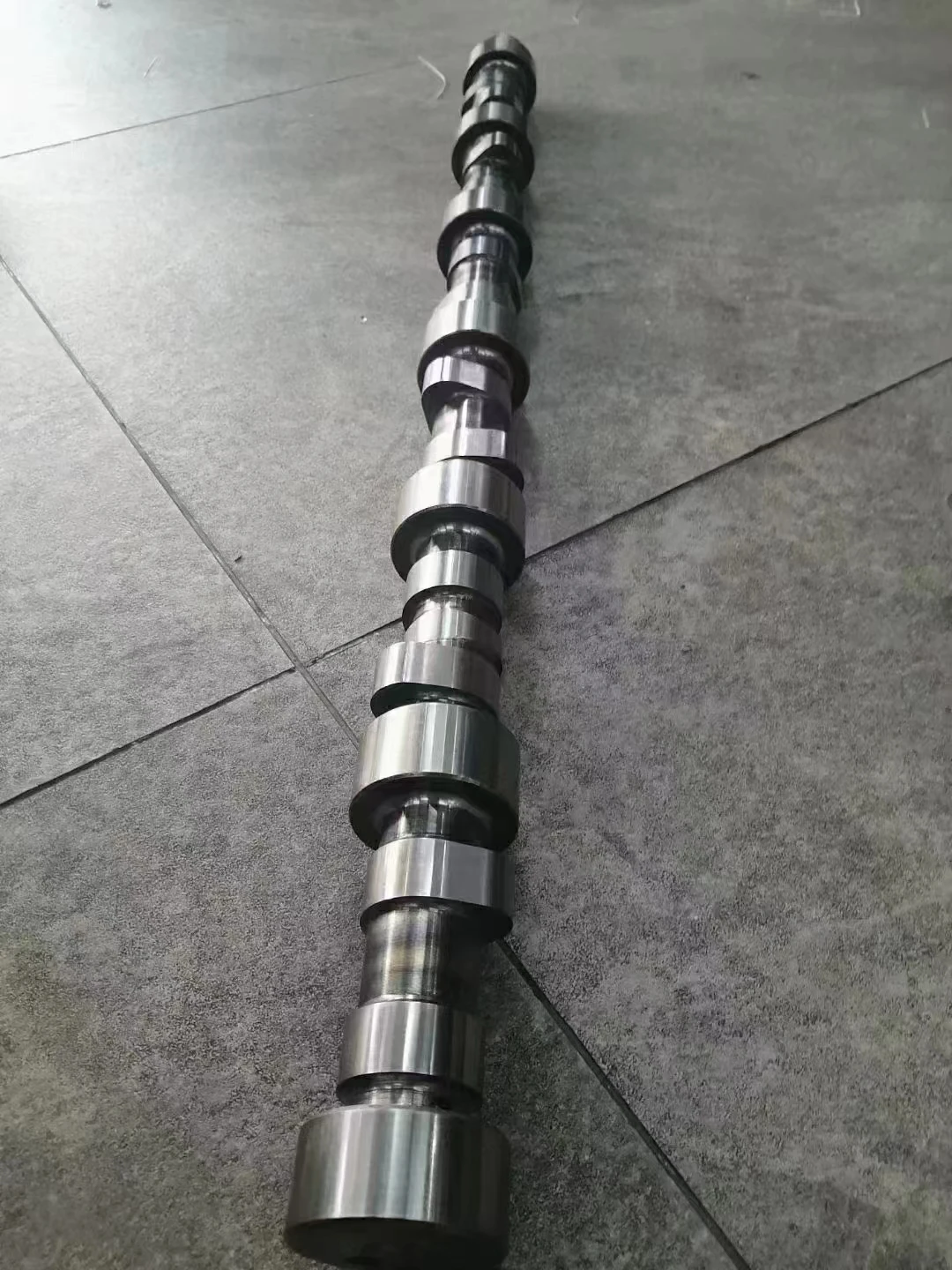 Huida Engine Parts 6d170e-3b-8/6d170e-3c-8/6d170e-3d-8 Camshaft 6240-41 ...