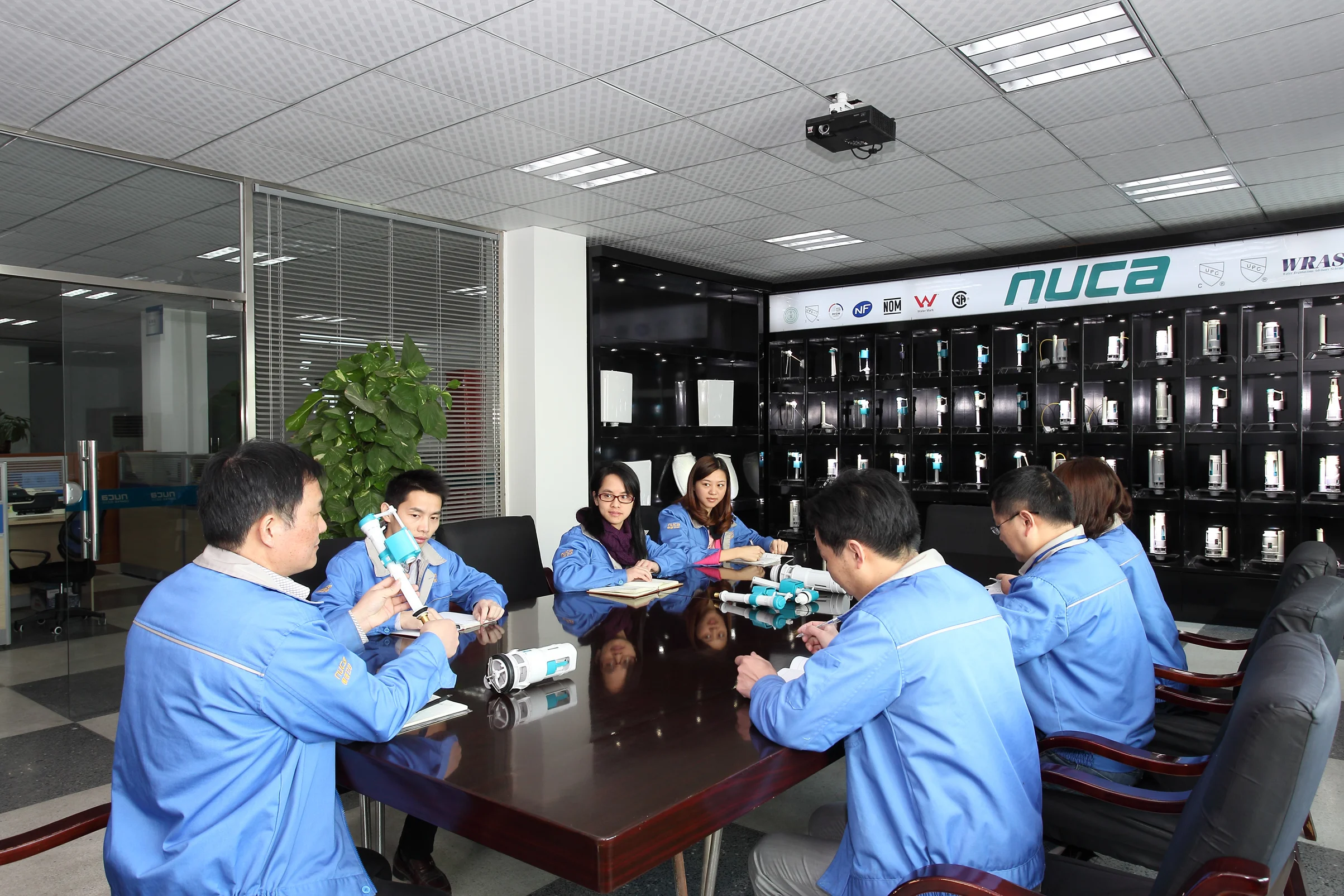 Hlli High-tech Modern Bathroom Sanitary Ware Designs Smart Toilet - Buy ...