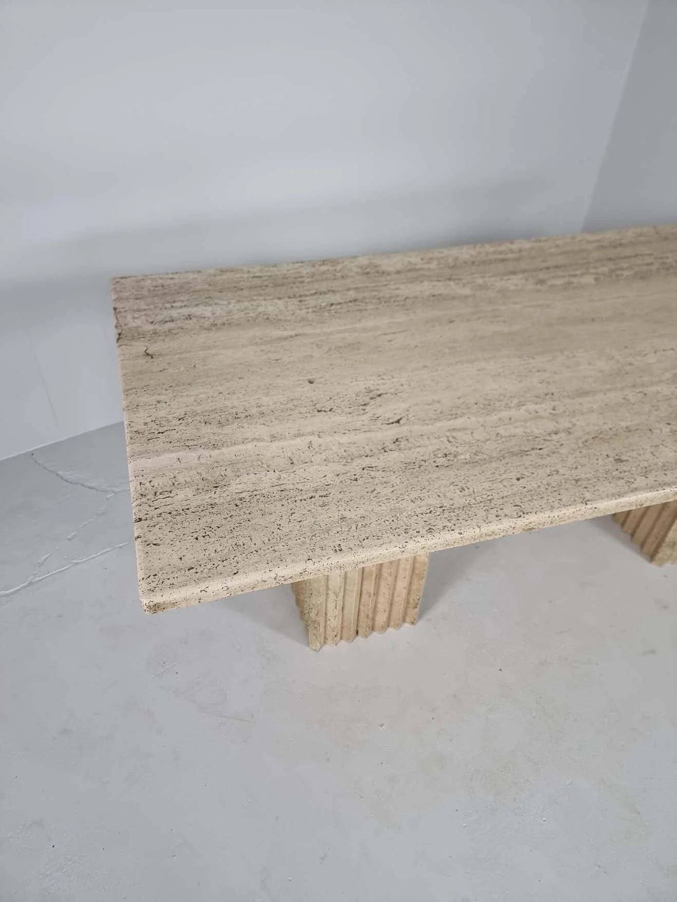 Travertine Ribbed Table Modern Design Dining Room Furniture Travertine ...