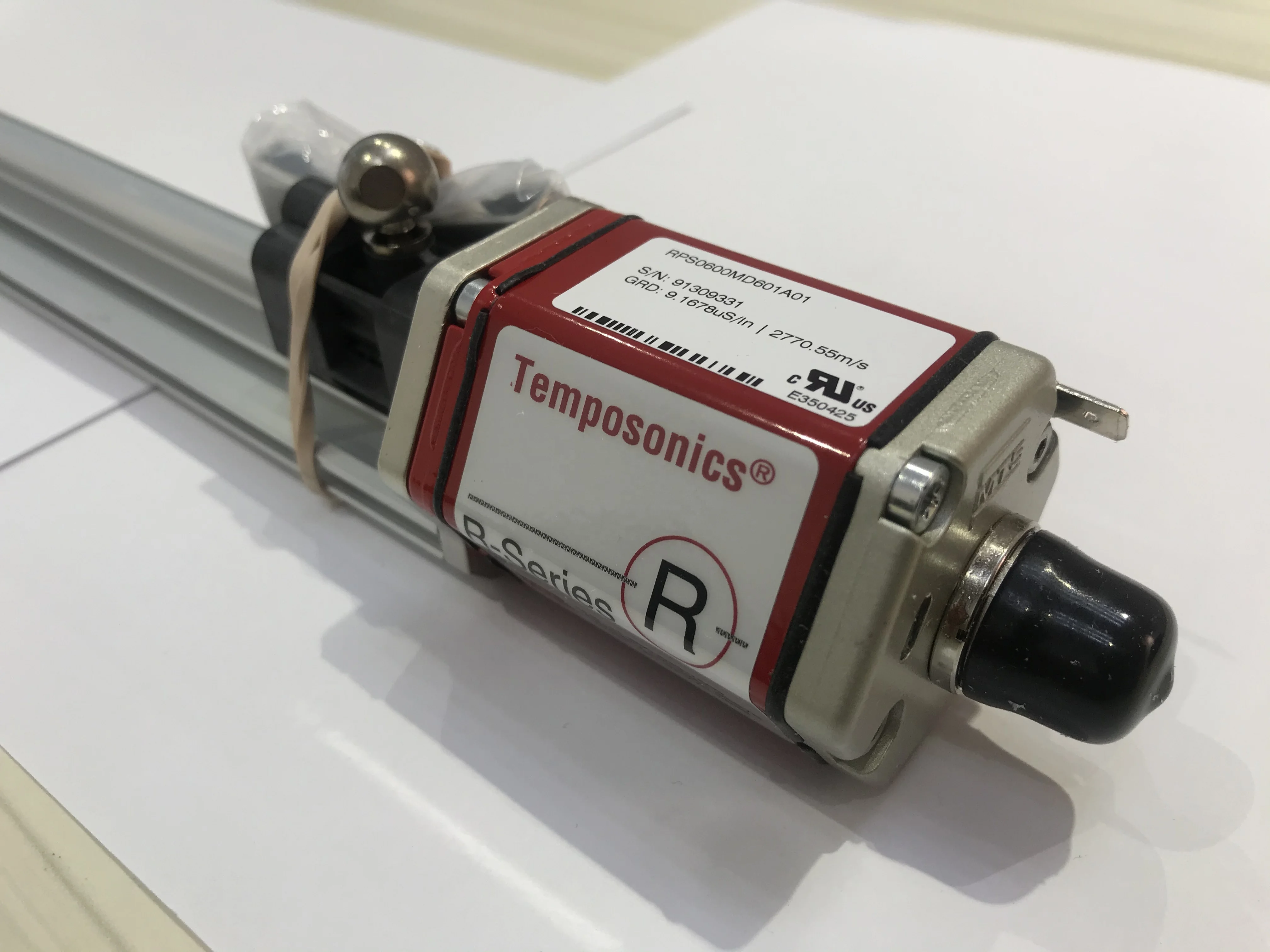 MTS/TEMPOSONICS R-Series V Position Sensors - Magnetostrictive