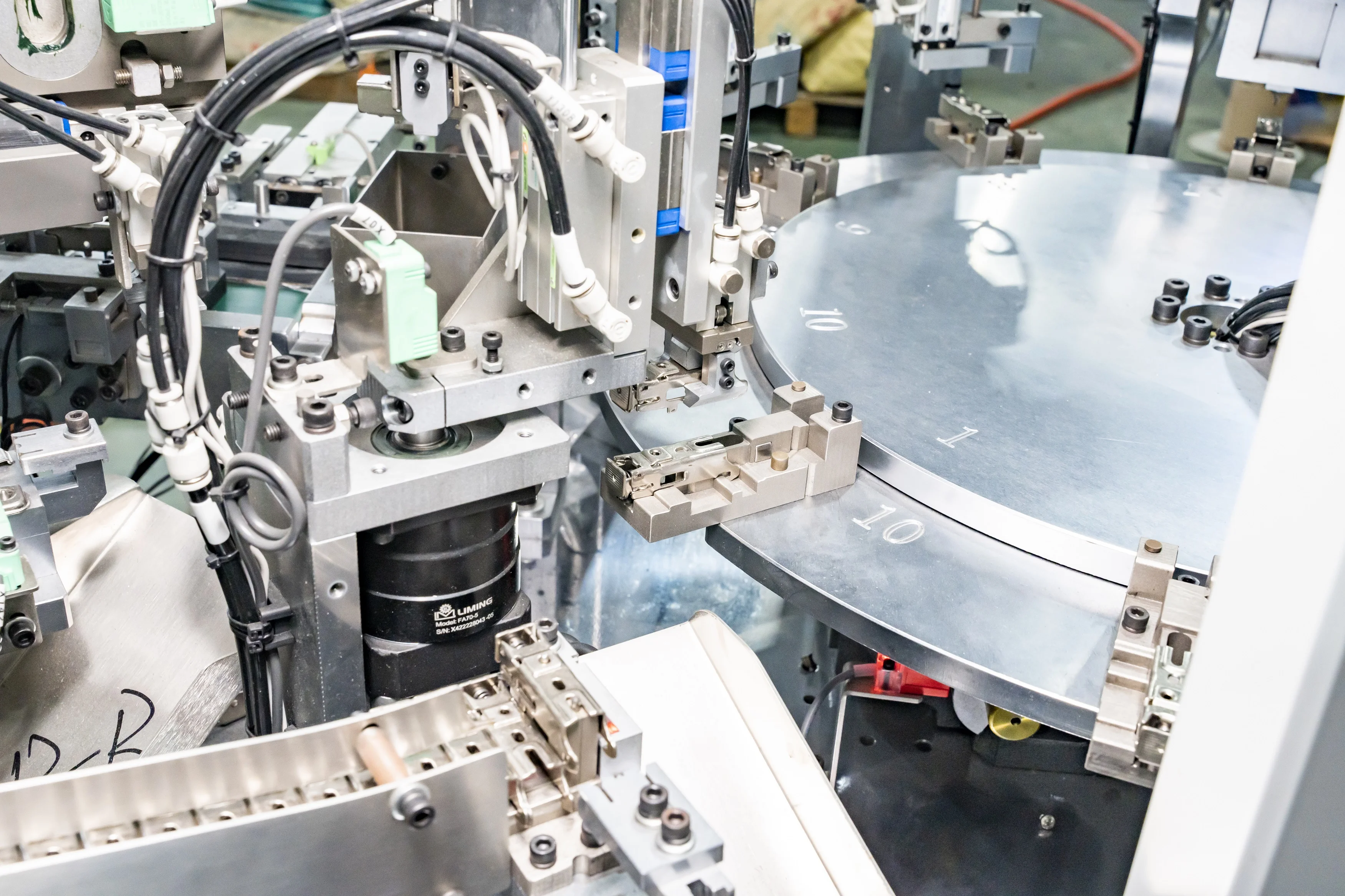 Automatic Manufacture Hydraulic Hinge Assembly Machine Soft Closing ...