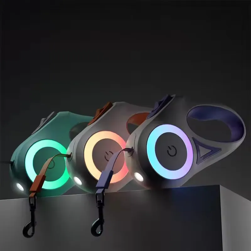 Retractable LED Dog Leashes - Durable & Multifunctional