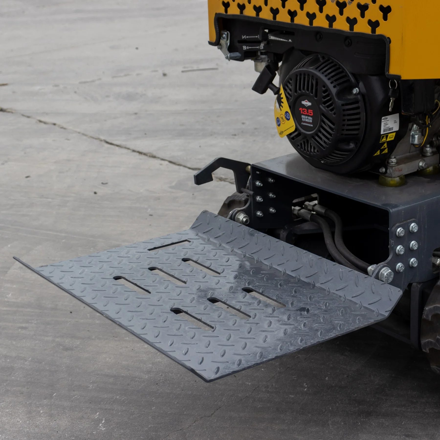 Small Dumper with Lift Function - 270L Bucket Capacity