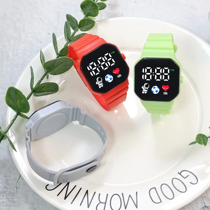 Electronic LED Digital Watch Fashion Casual Simple Silicone Female ...