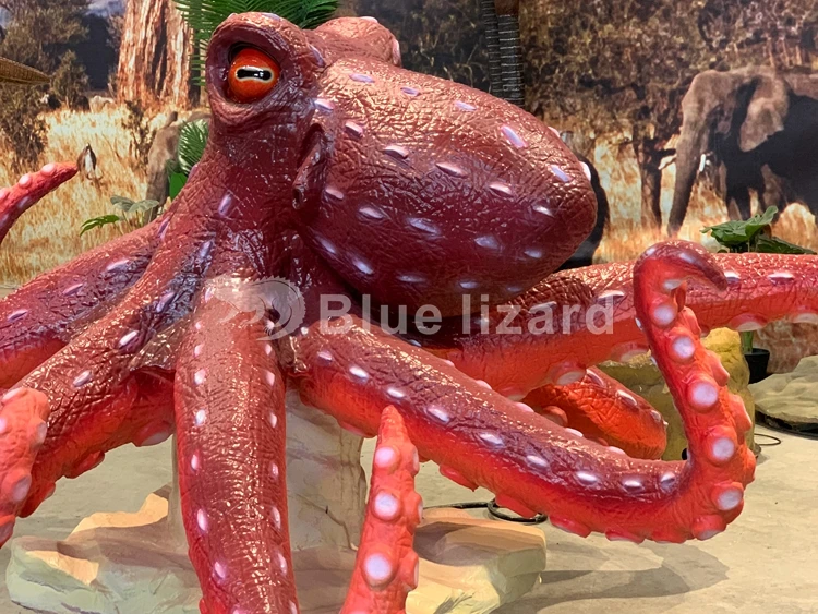 Dynamic Octopus Animatronic Model for Aquatic Displays
