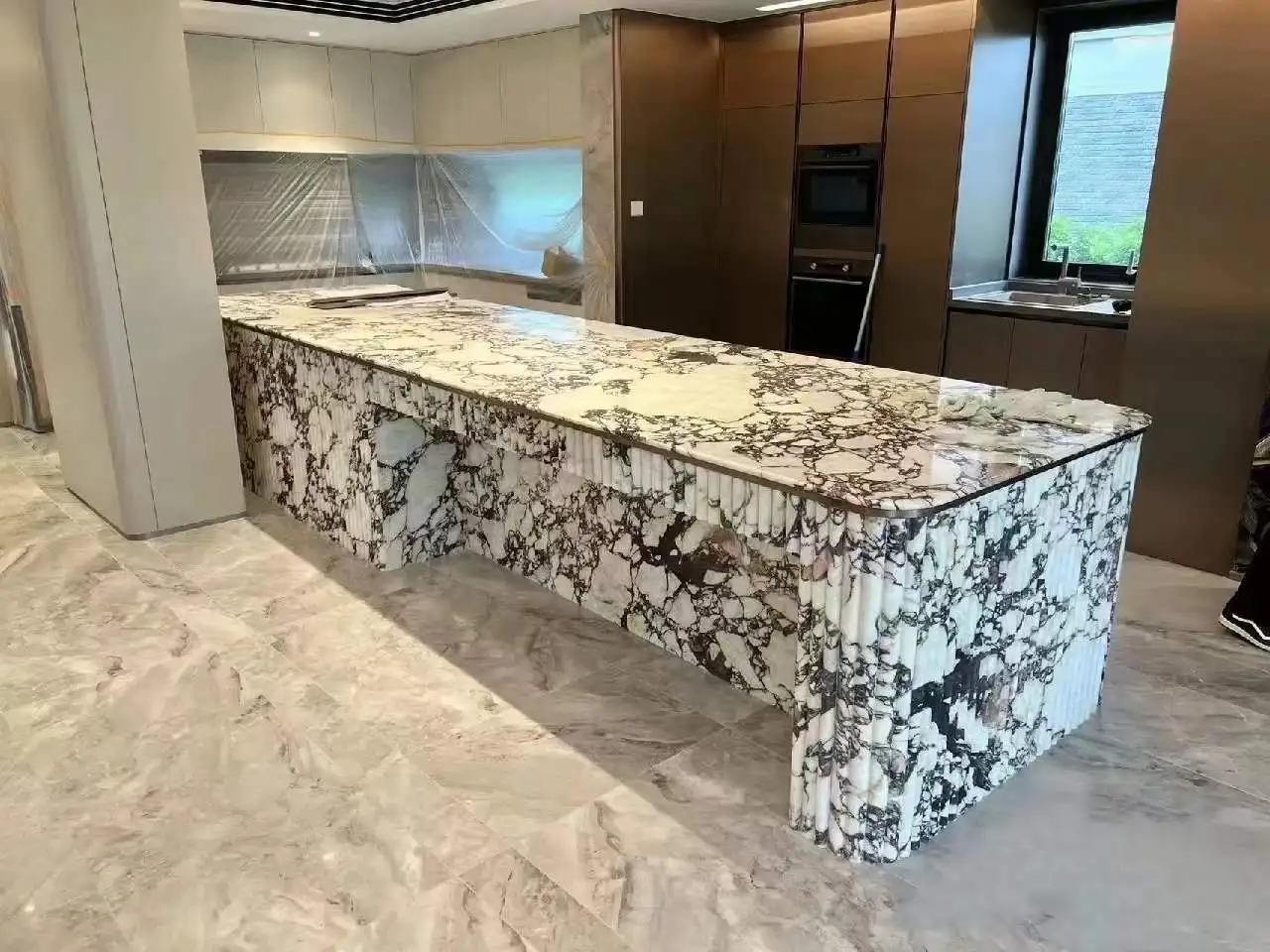 Calacatta Viola Marble - Elegant Stair Tiles & Countertops