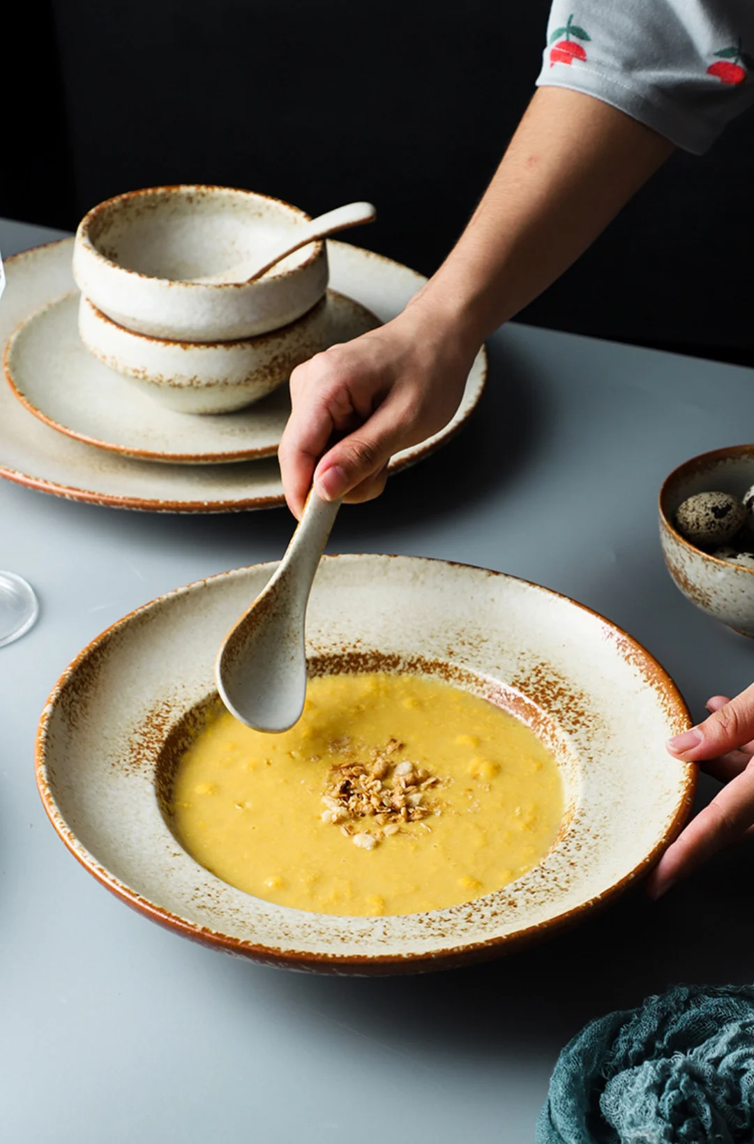 Wholesale Retro Milky White Ceramic Dinner Ware Set for Restaurant ...