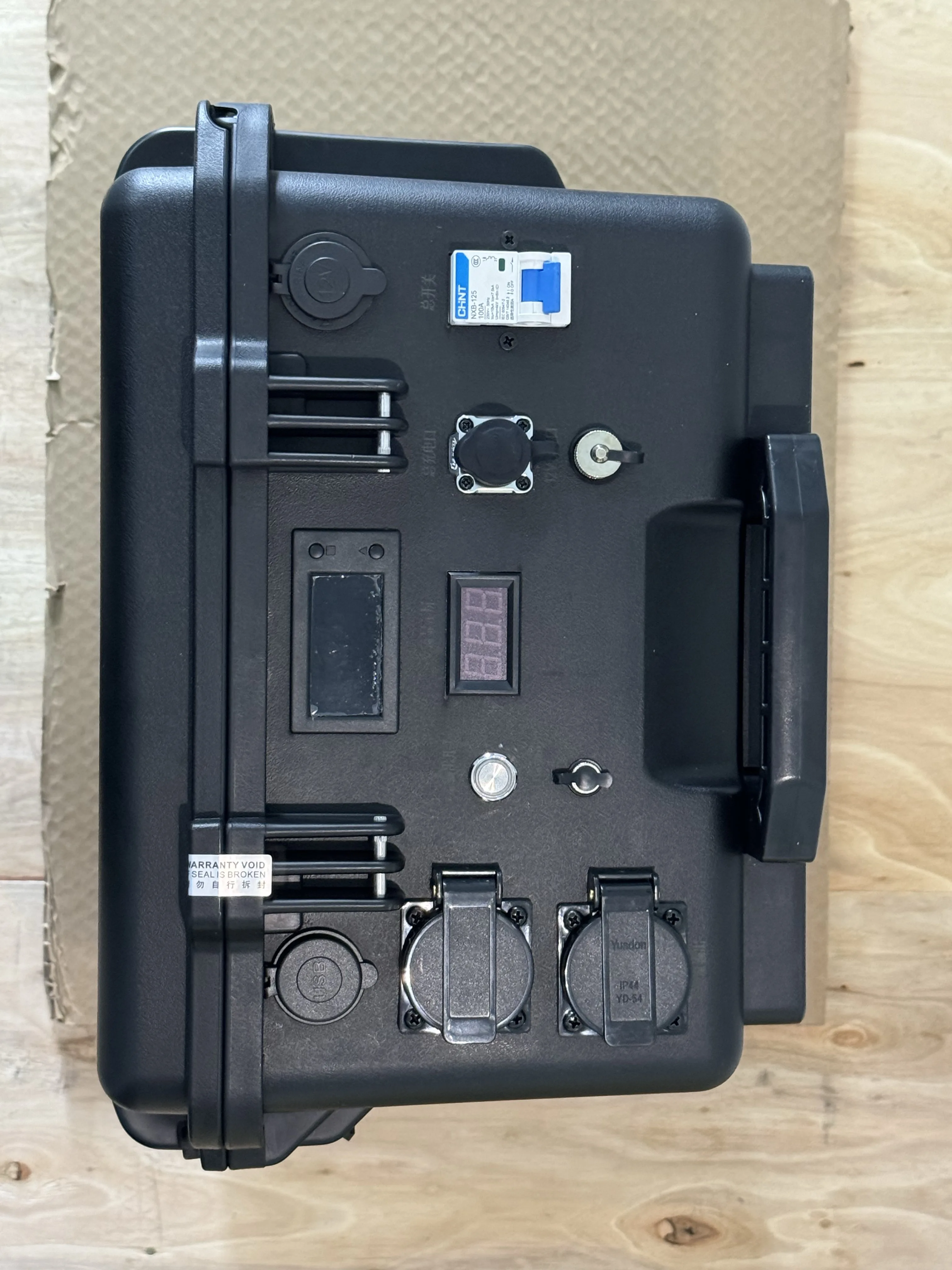 Alibaba.com: 3840Wh-6000Wh capacity, 3000W-5000W power output, suitcase ...