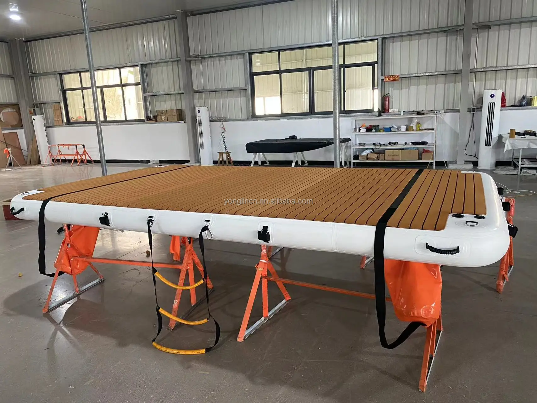 Inflatable Leisure Platform Fun Water Floating Island Dock for Yachts ...