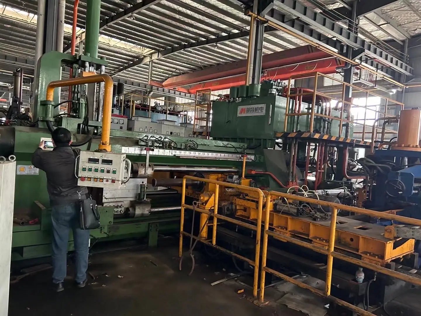 Aluminium Extrusion Press Machine - Durable & Versatile