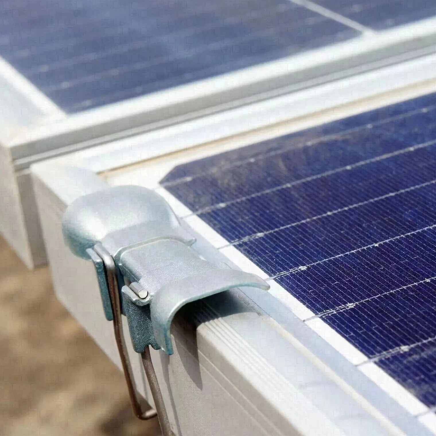 35mm 40mm 30mm 32mm Metal Solar Panel Water Guide Clip Photovoltaic ...