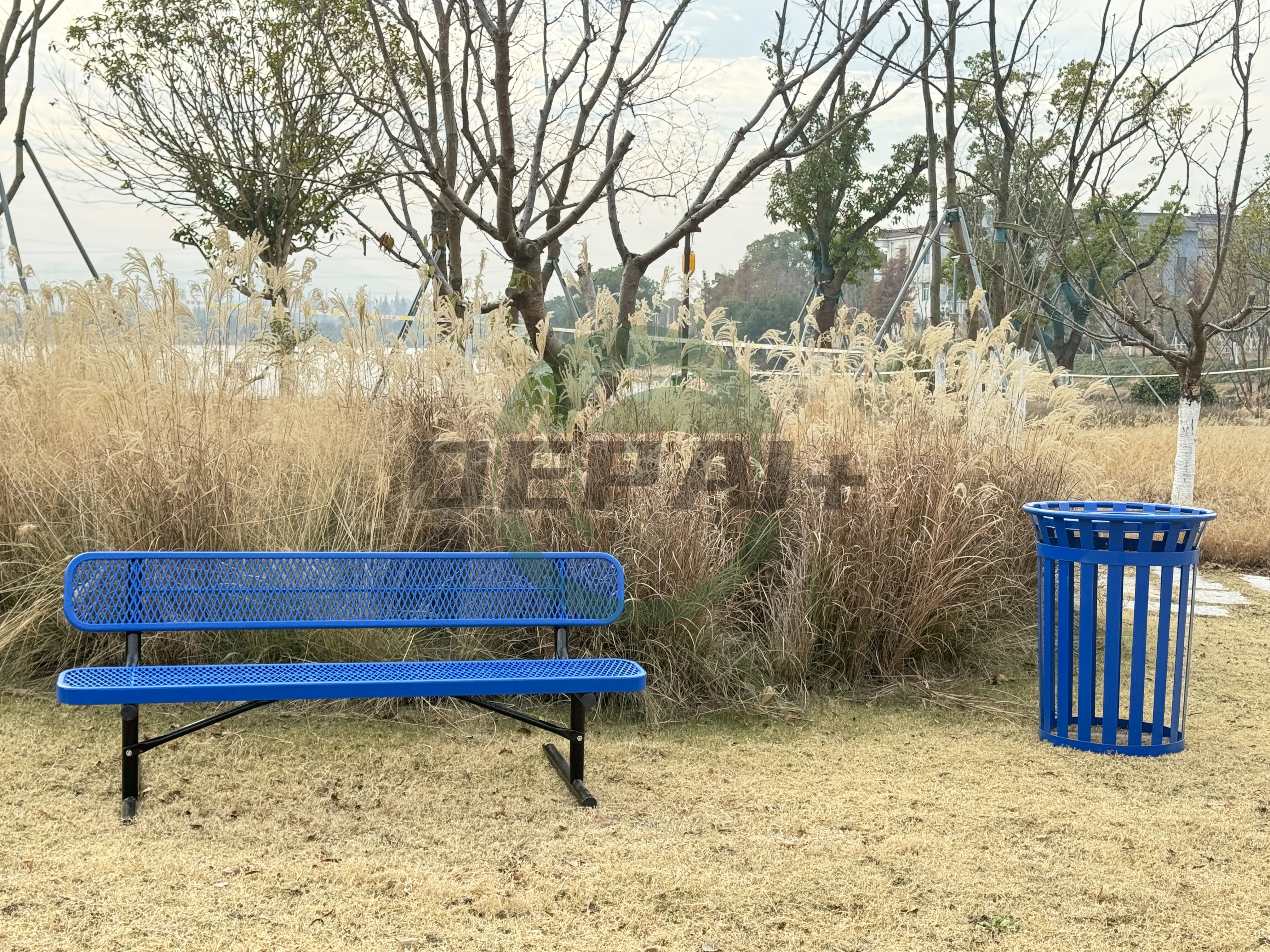 Outdoor Furniture Expanded Steel Long Bench Seat Outside Park Bench ...