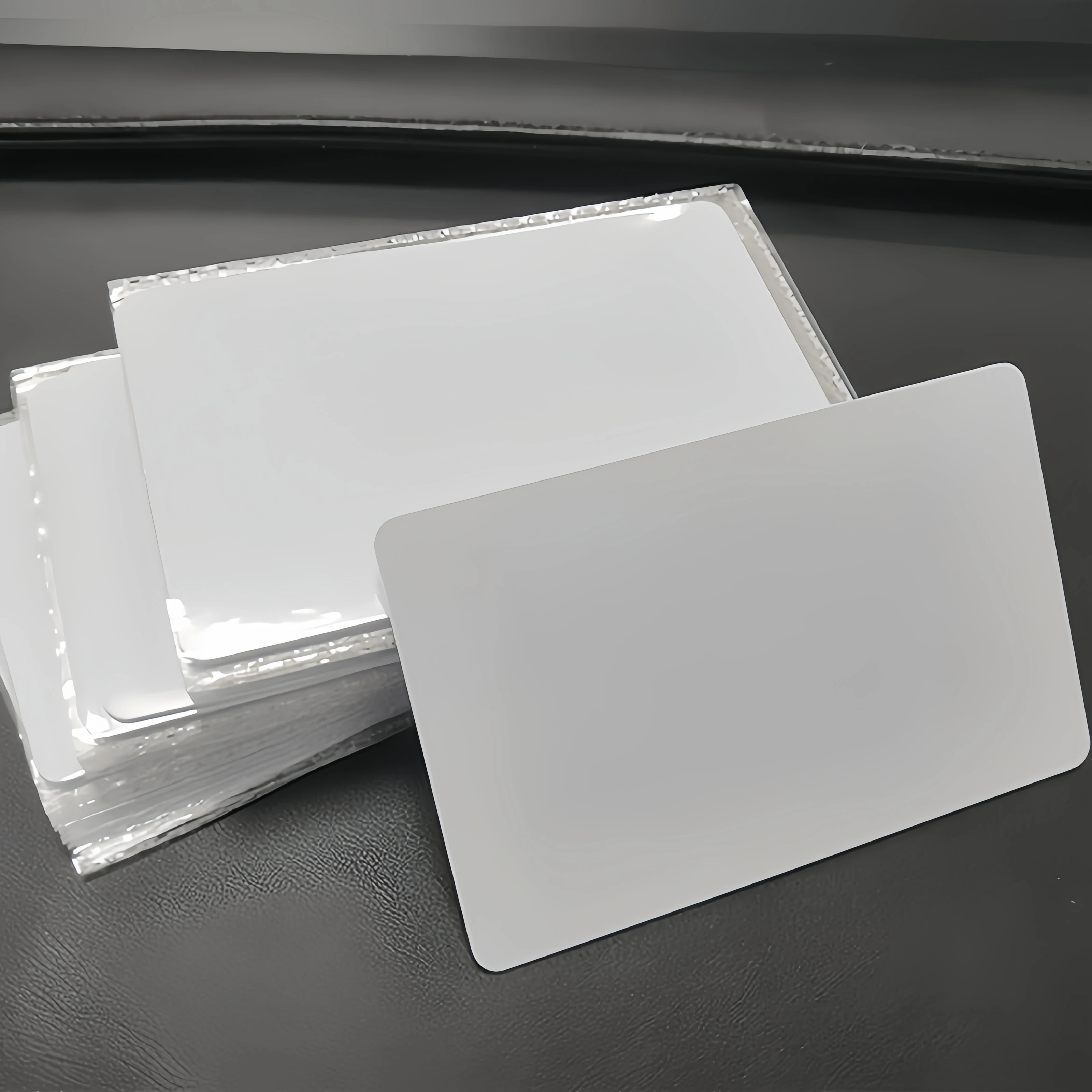 Access Control Hotel Key Card Rfid Smart Card 13.56mhz Nfc Smart Chip ...