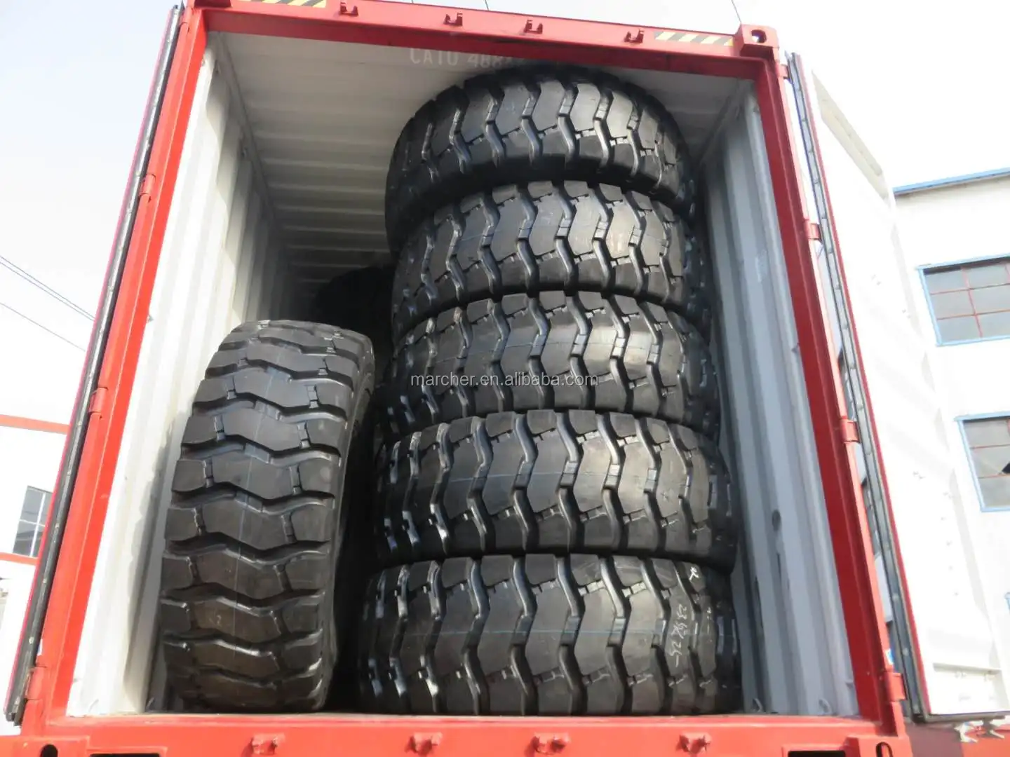 MARCHER 18.00-25 Tire - Durable Port Container Handler