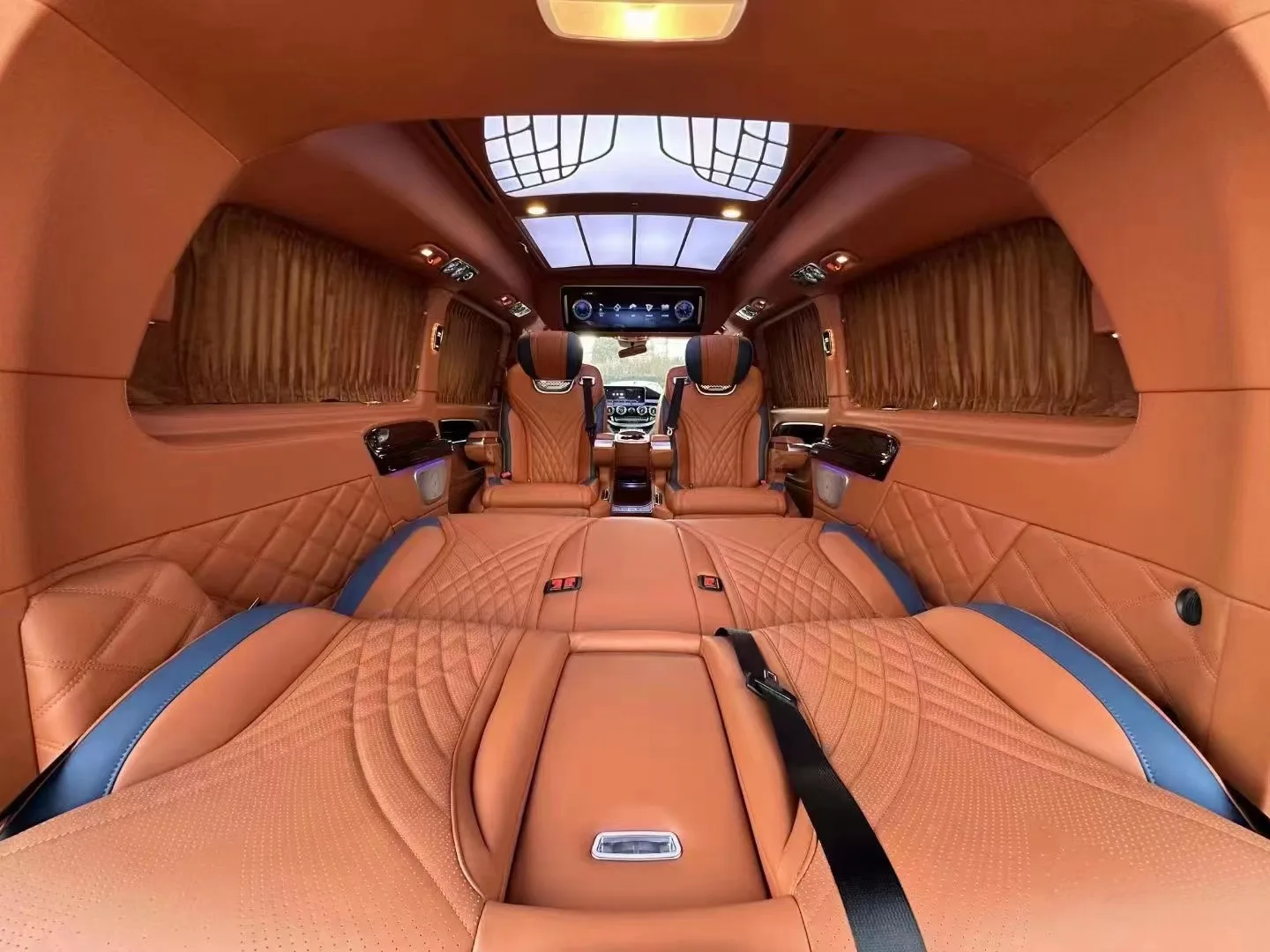 Maybach Design Luxury Interior Upgrade Kit for Mercedes V Class