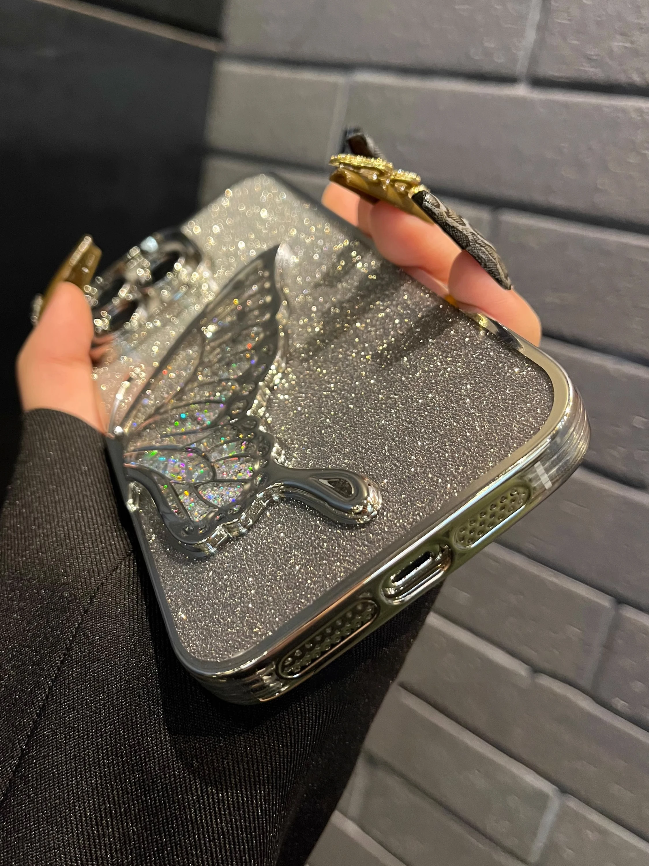 Luxury Glitter Butterfly Phone Case - Shockproof & Stylish