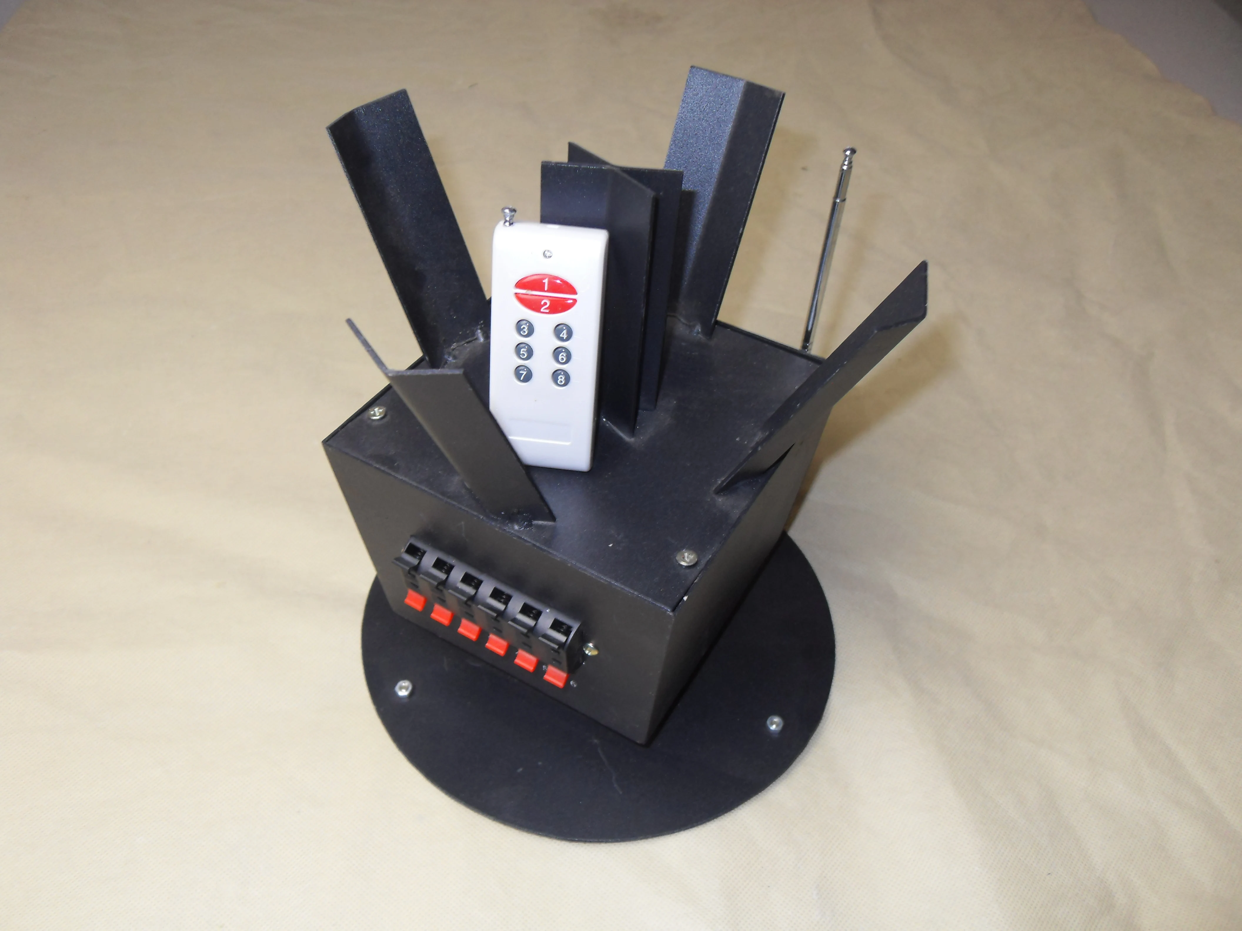 Rotating Base Fireworks Fountain Ignition System with 8 Channel Remote ...