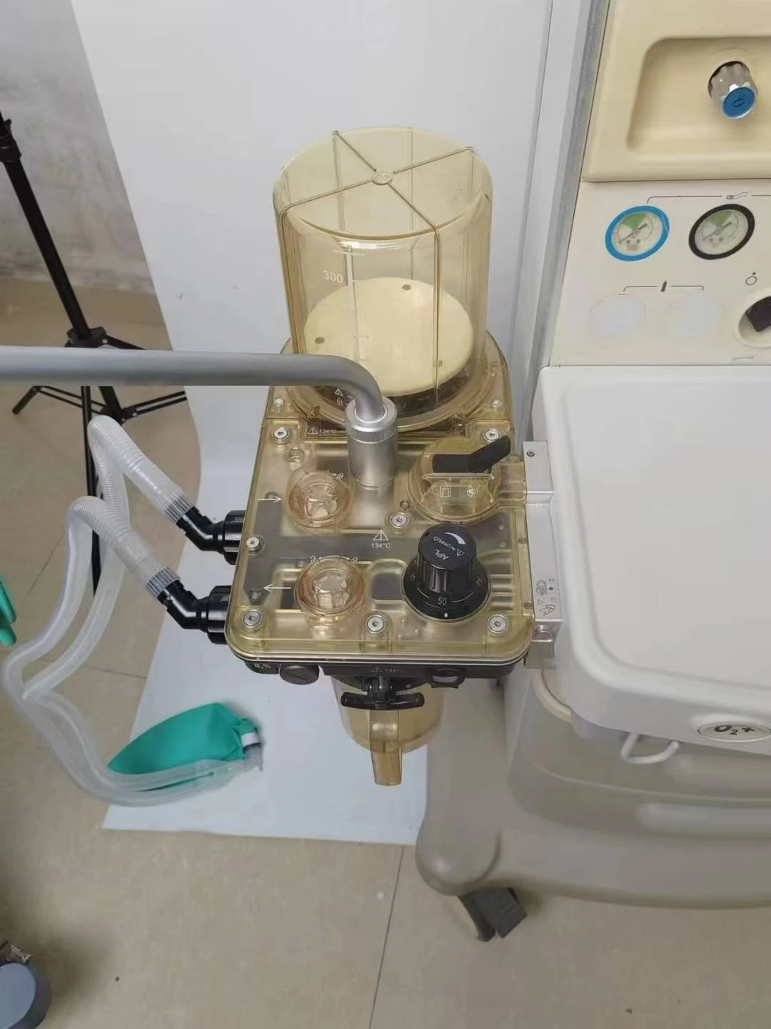 Veterinary Anaesthesia Machine Workstation - Cost-Effective for Animal ...