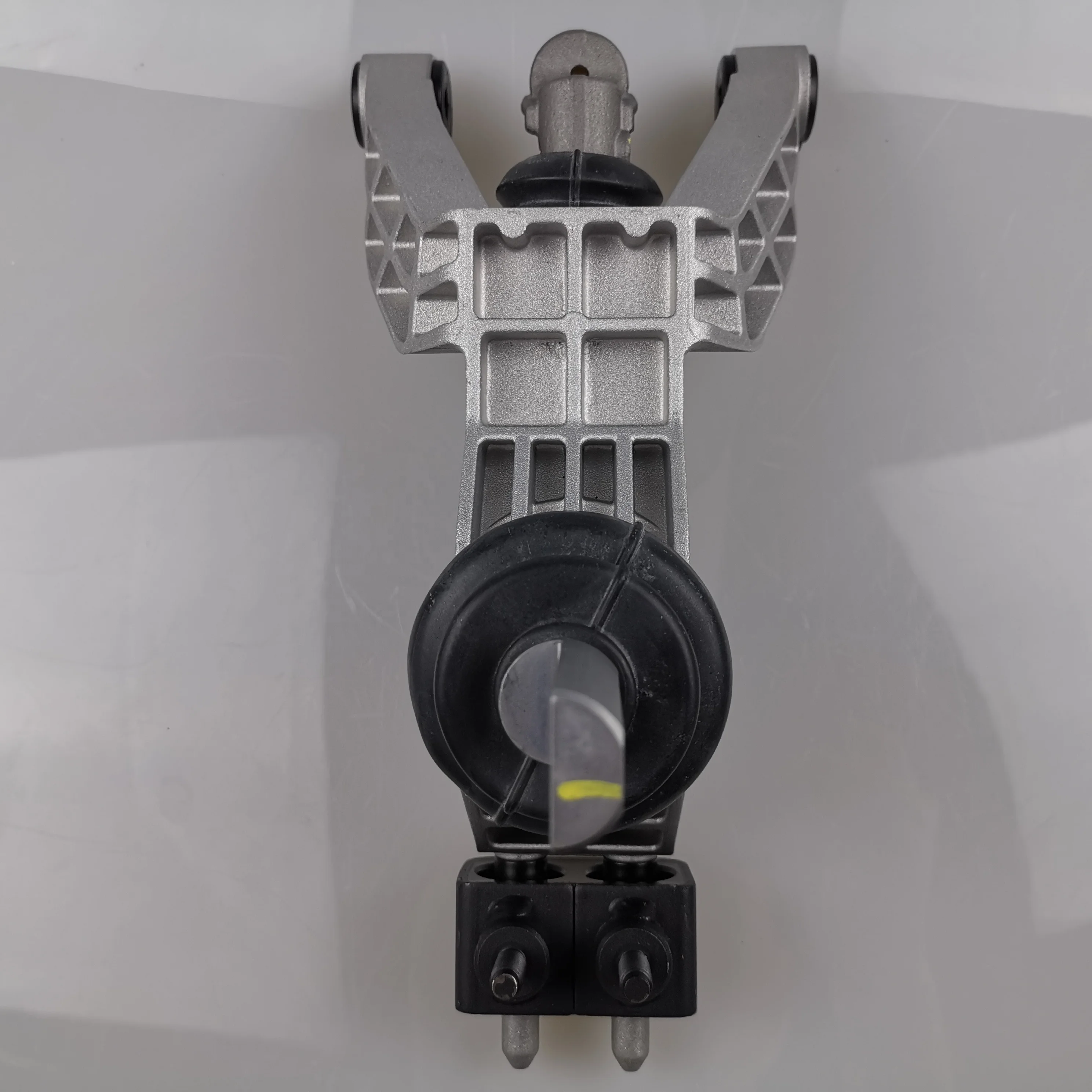 SAIC MAXUS T60 Gear Shift Control Mechanism - C00095371