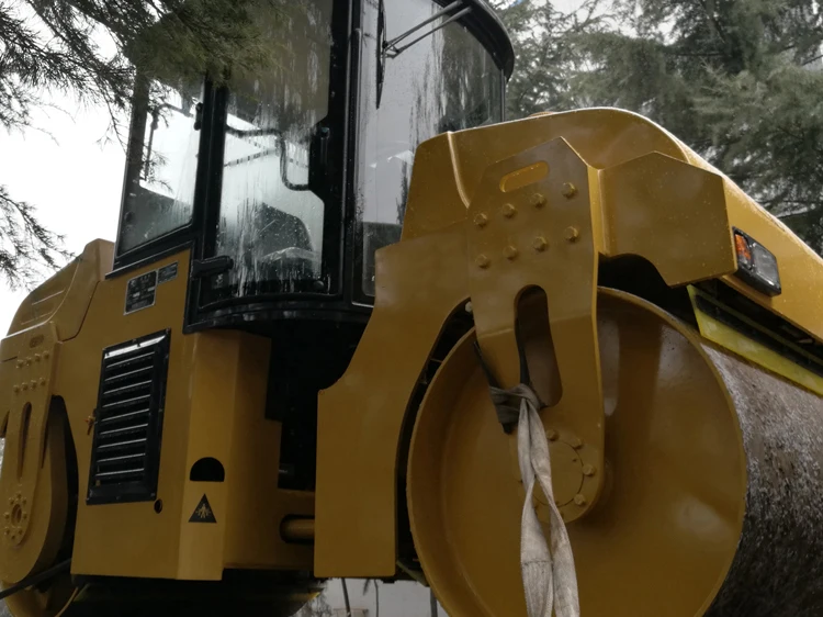 Lutong 6 Ton Soil Compactor Double Drum Road Roller Ltc6 For Sale - Buy ...
