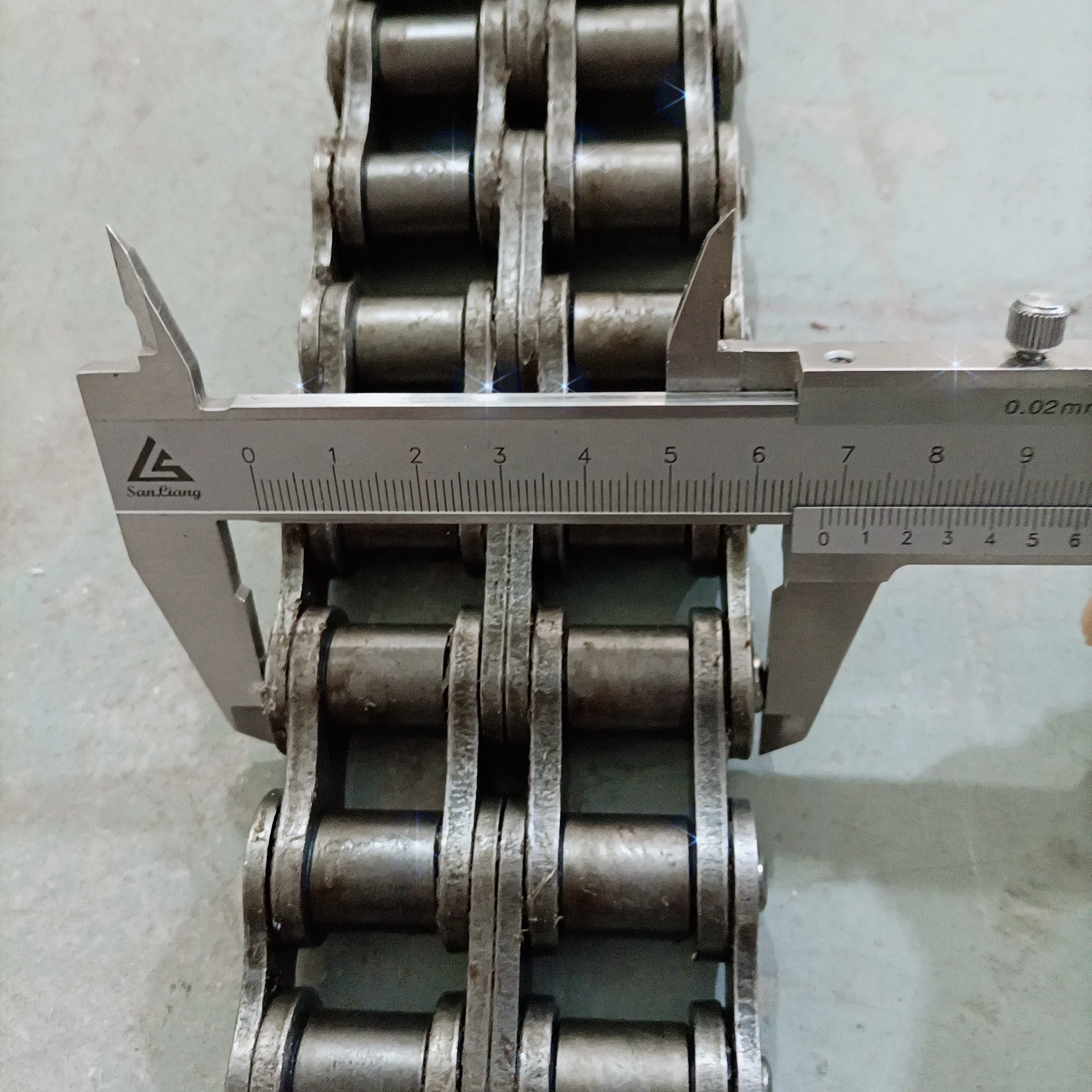 OEM 16B Double Row Drive Chain with 132 Joints Escalator Spare Parts ...