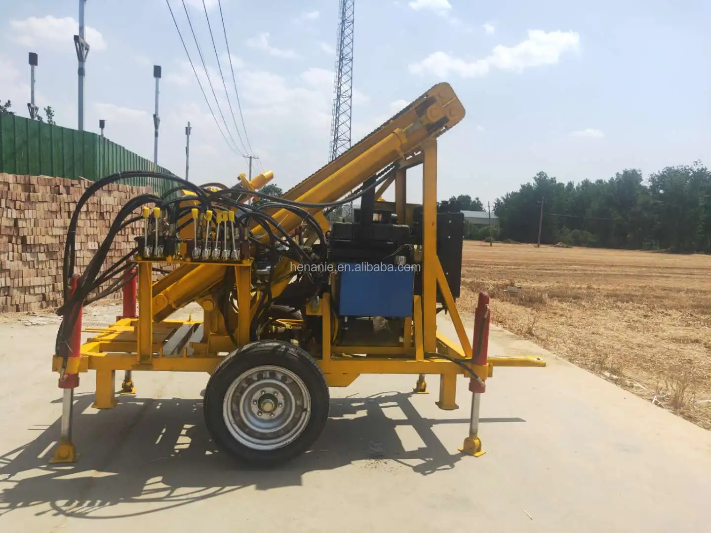 Chinese Popular Portable Small Deep Water Well Drilling Rig - Buy ...