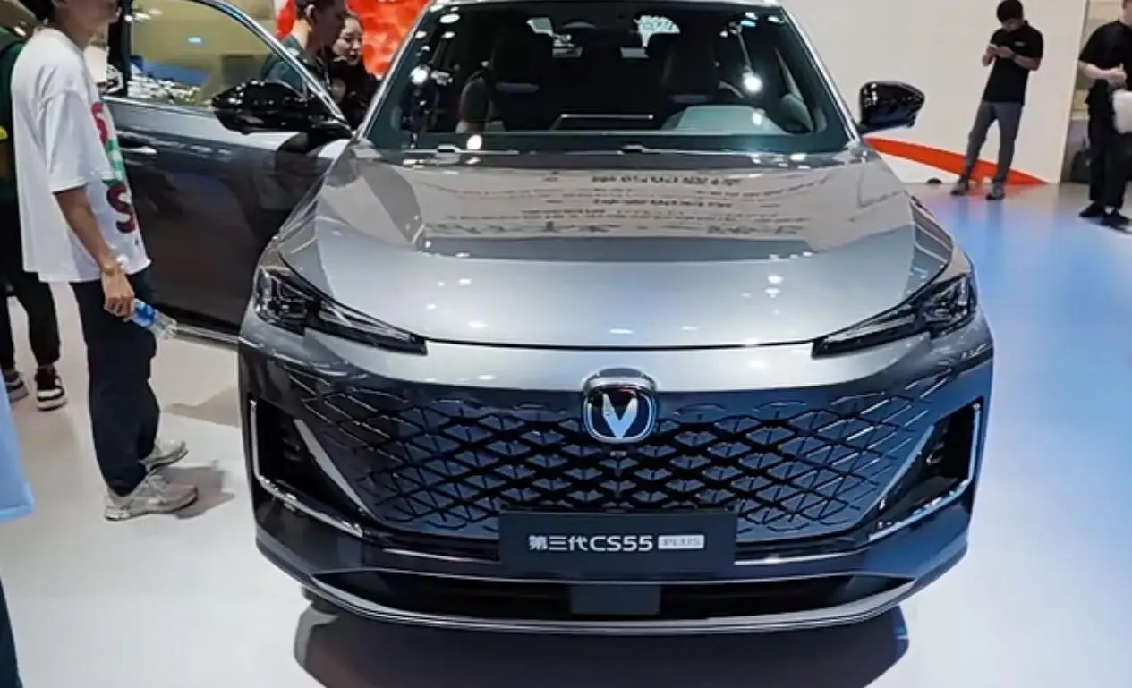 2025 Auto Changan CS55 Plus PHEV Compact 1.5L Plug-In Hybrid SUV Blue ...