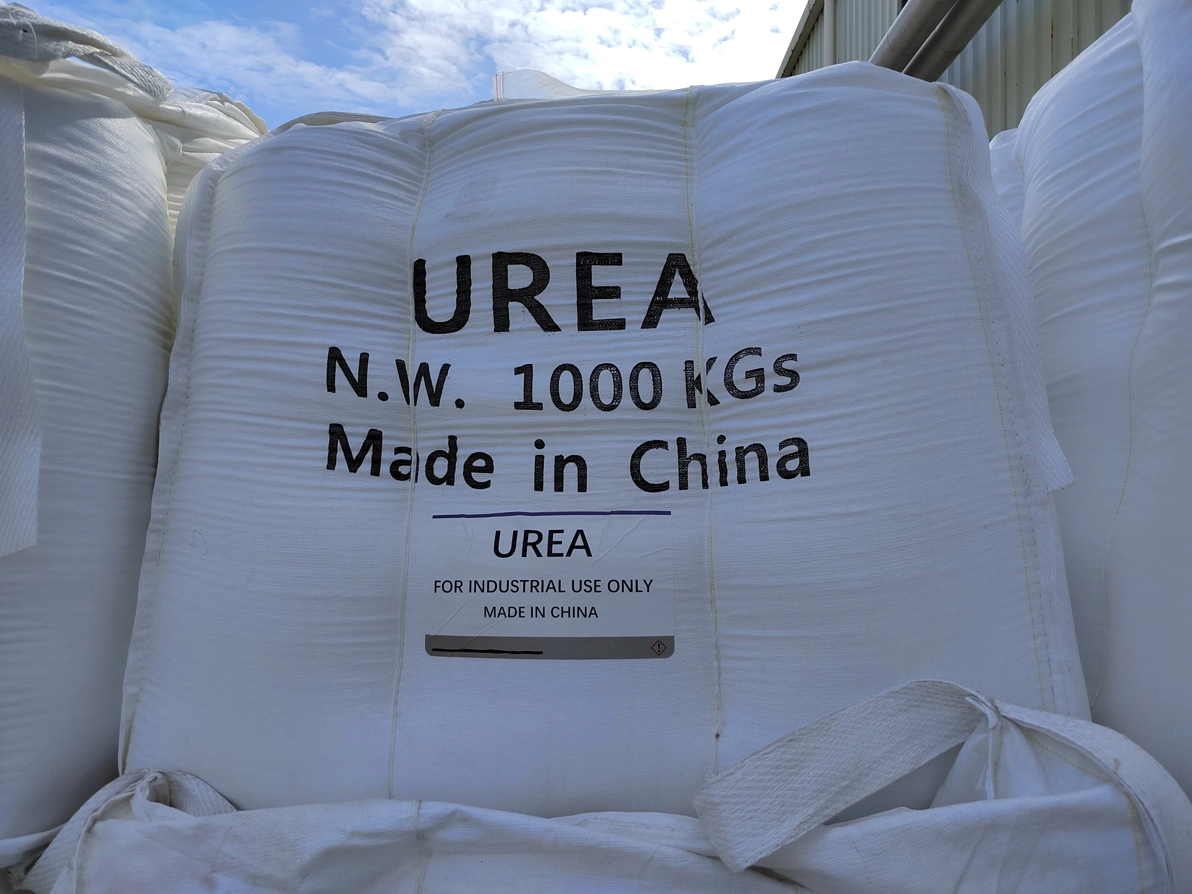 Industrial Grade Urea Prilled Fertilizer 1000 kg Bag Garden-Use ...