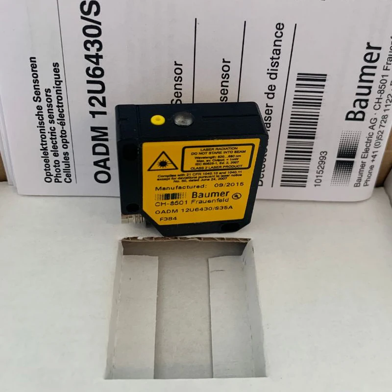 High-precision Laser Displacement Sensor - Baumer OADM 12U6430S35A