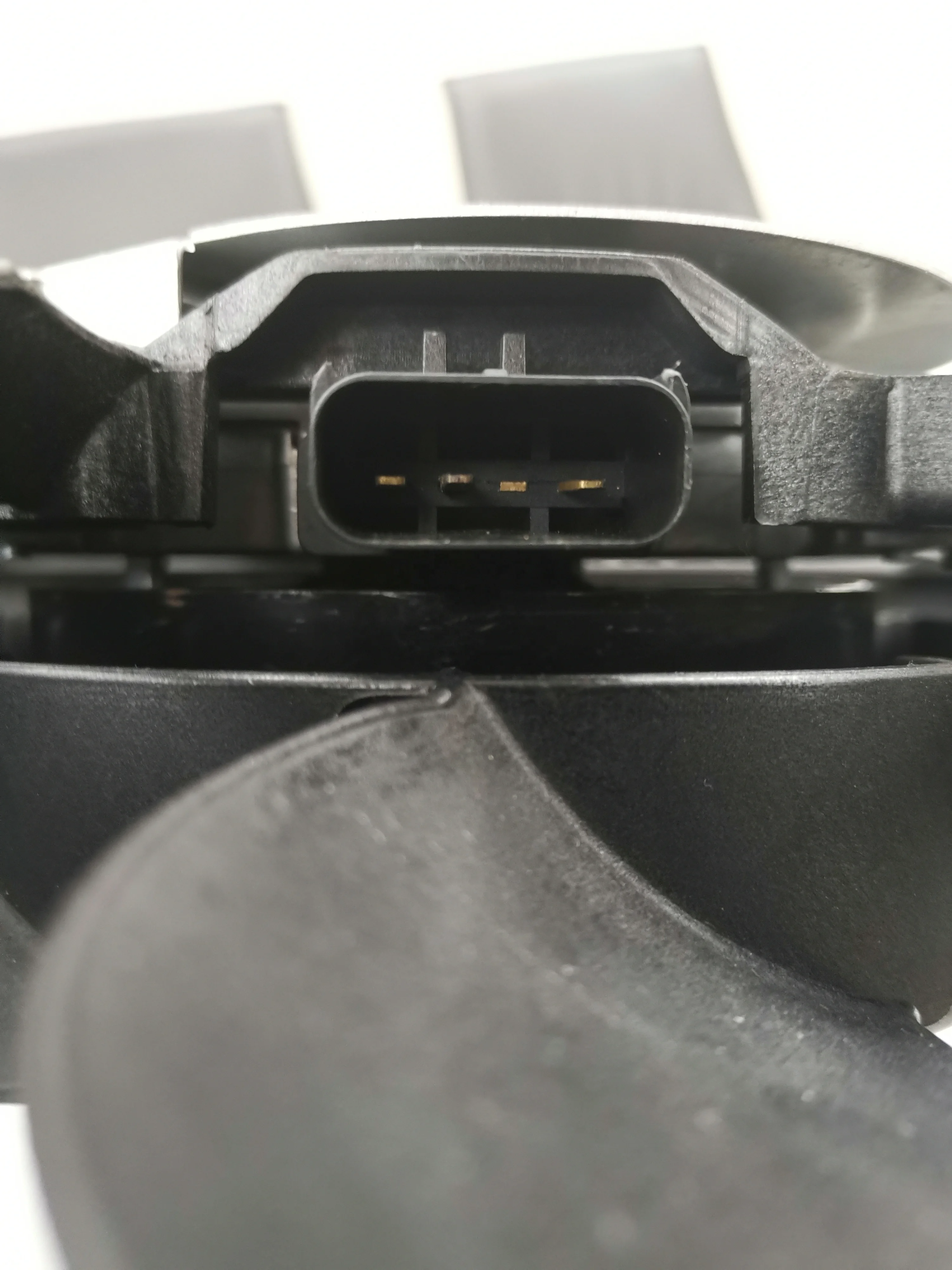 F2gz8c607a New Engine Cooling Radiator Fan Fits Ford Edge 2015-16 ...