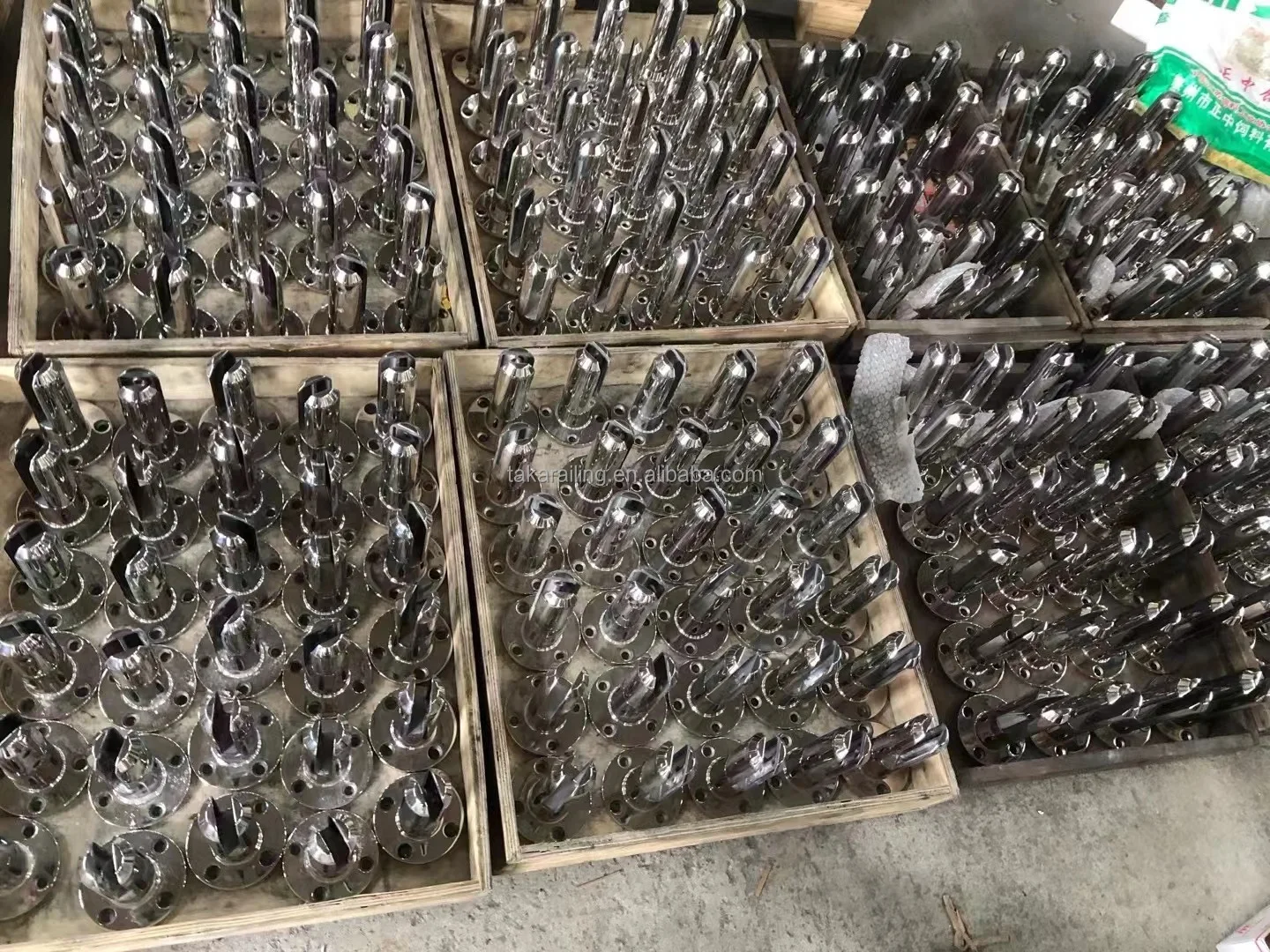 Stainless Steel Spigot Hardware for Balcony Railings