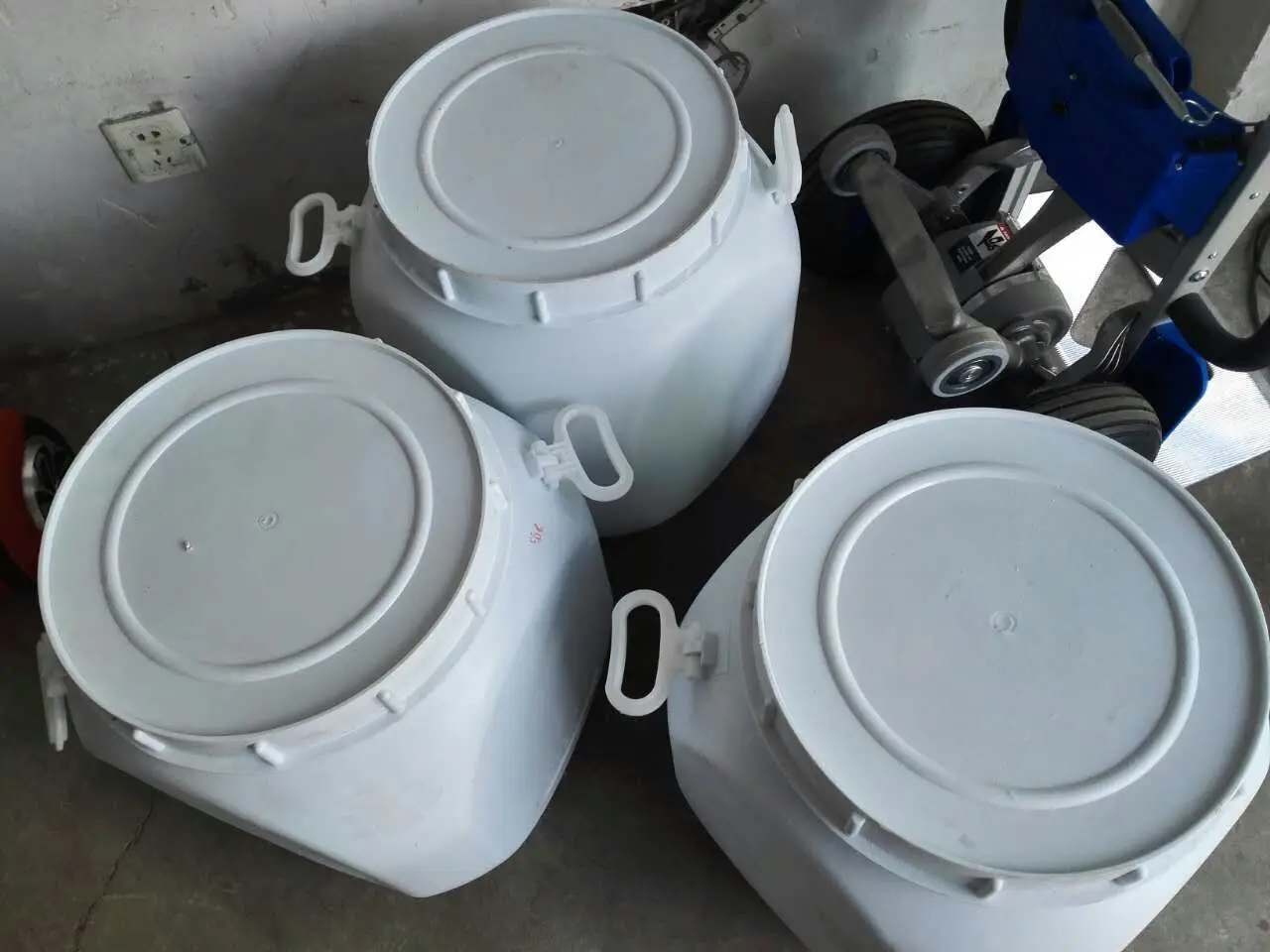 Effective Chlorine 70% Granular Calcium Hypochlorite - Buy White Or ...