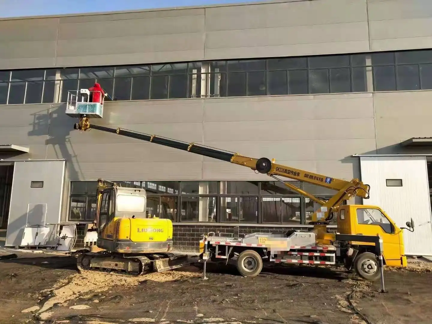 9m Articulated Folding Arm Cherry Picker Lift Truck - Custom OEM/ODM