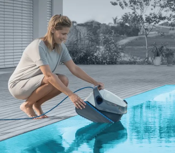 Automatic Climbing Wall Vacuum Robot Cleaner Swimming Pool Cleaning ...