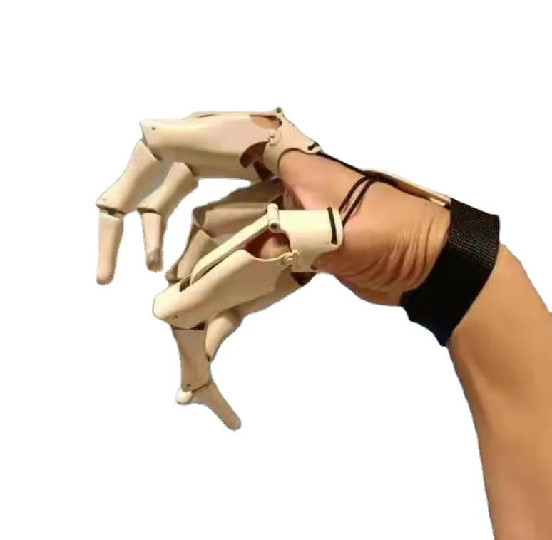 High Quality Skeleton Hands 3d Printed Hinge Finger Claw Ring ...