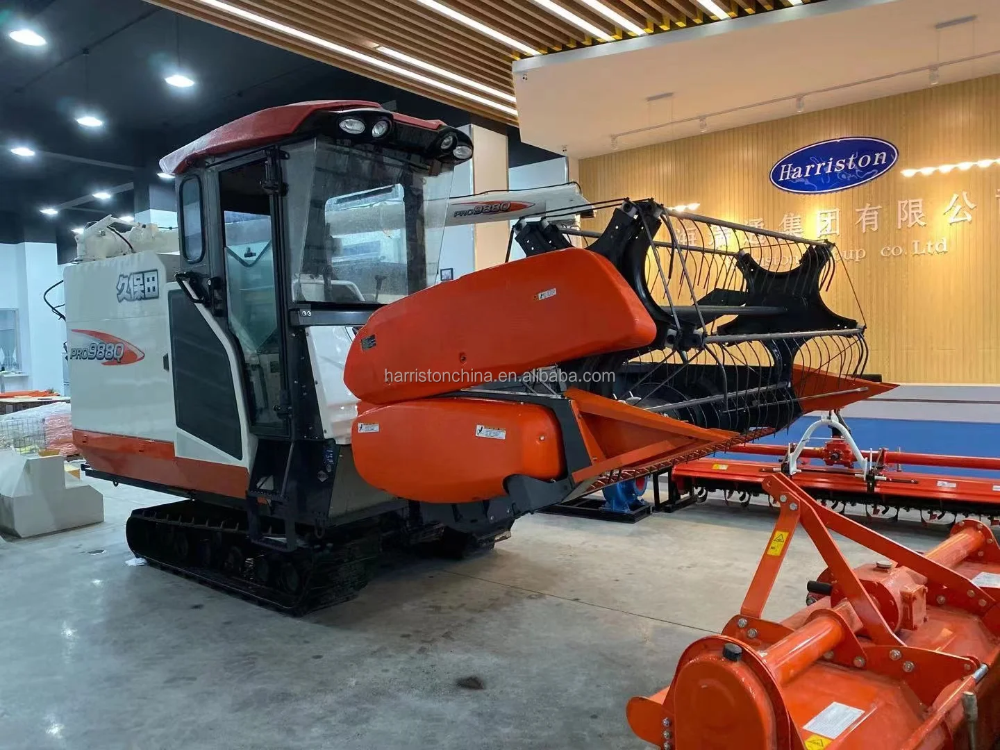 2300mm Harvesting Width Kubota PRO988Q Rice Combine Harvester