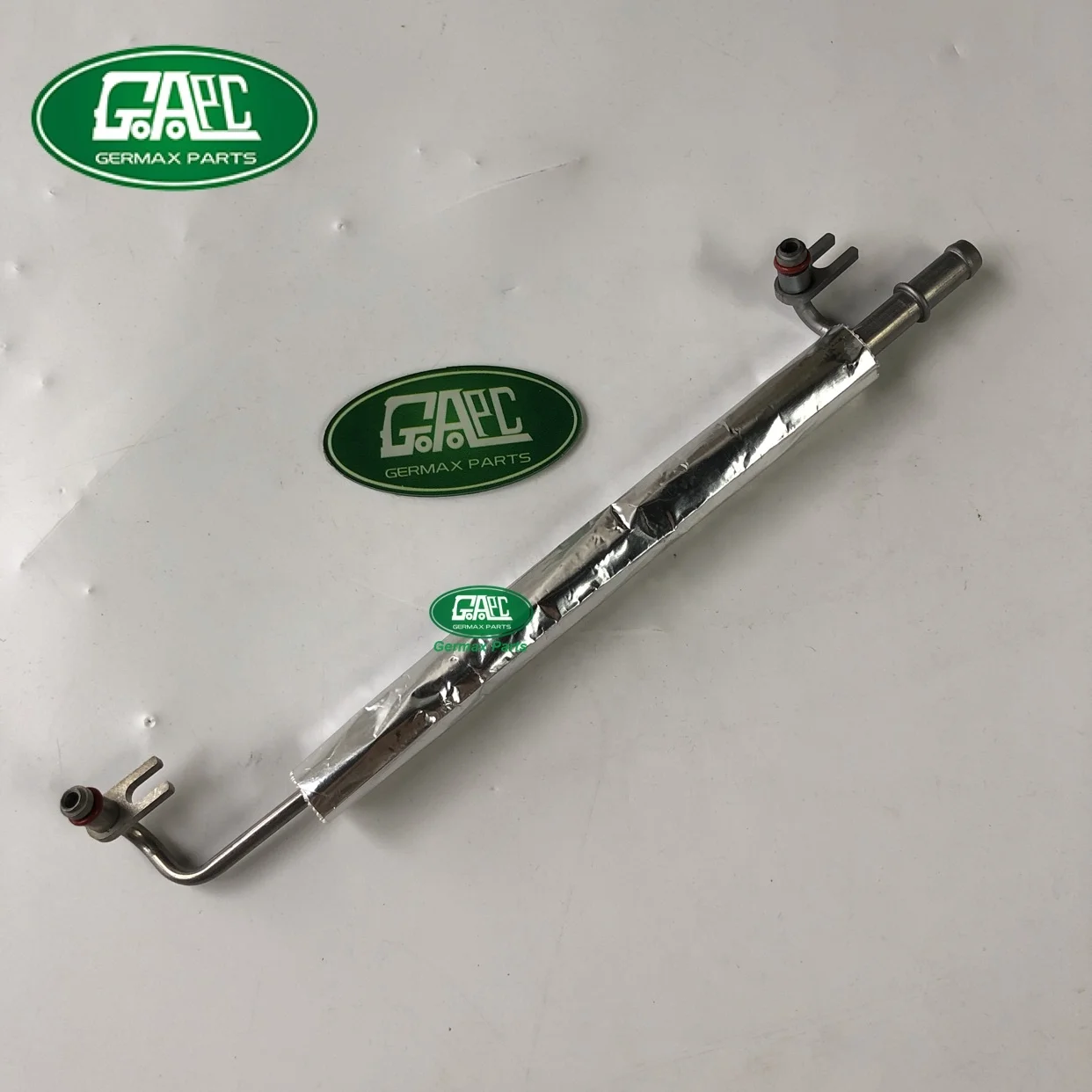 LR121400 T4A41049 Water Supply Hose for Land Rover & Jaguar