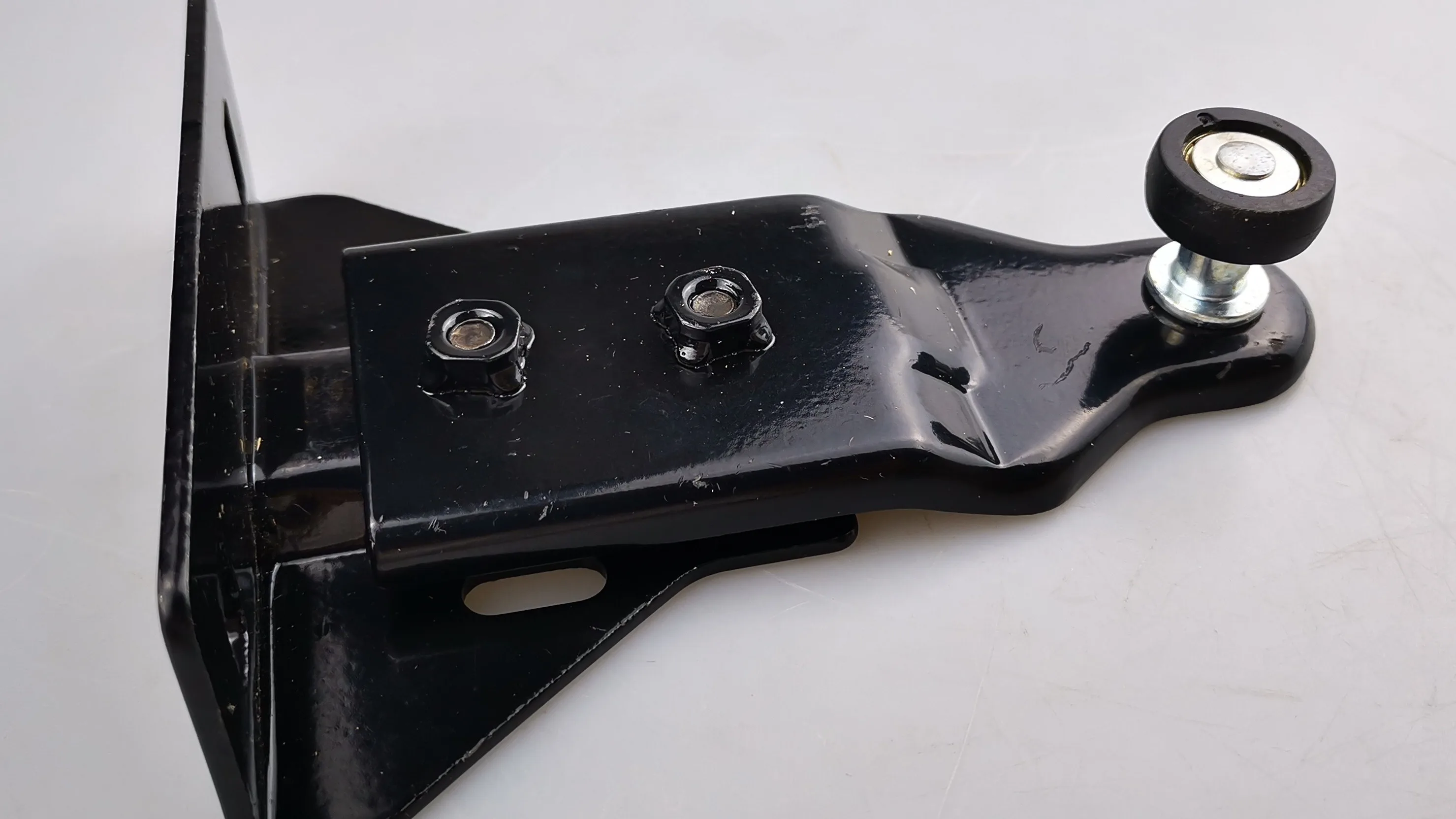 SAIC MAXUS G10 Side sliding door upper hinge assembly C00020510 ...