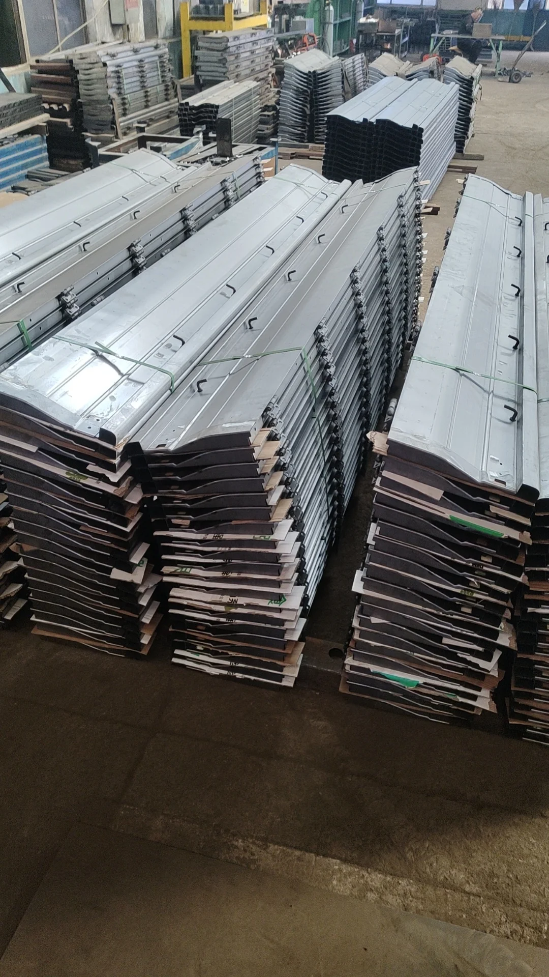 Side Panel Assembly For Dongfeng Trucks Truck Body Panel For Jiefang ...