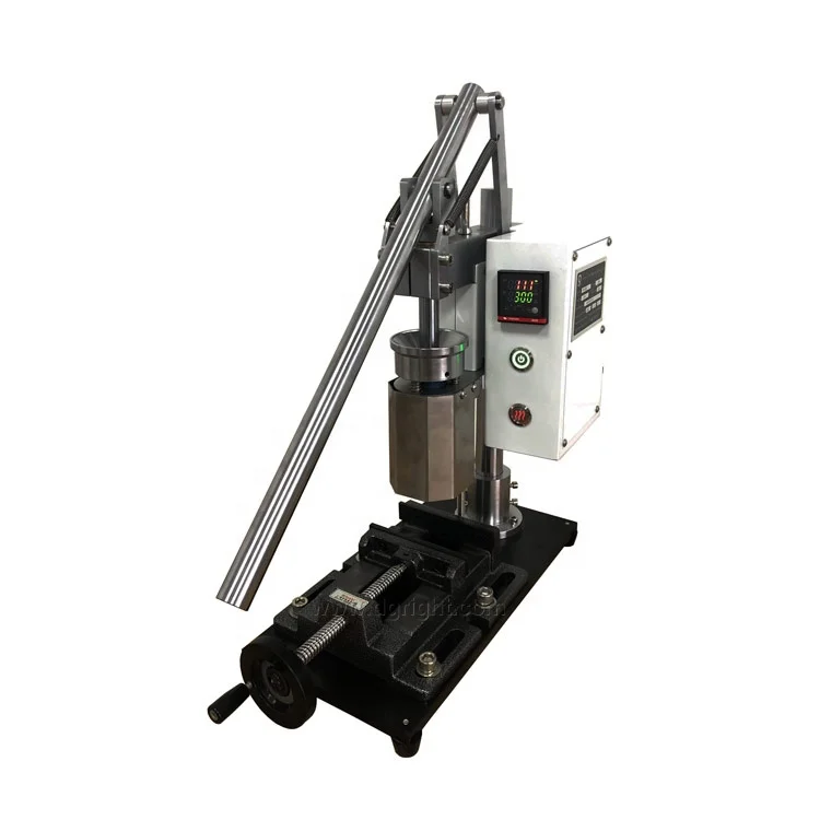 Laboratory Desktop Small Injection Molding Machine