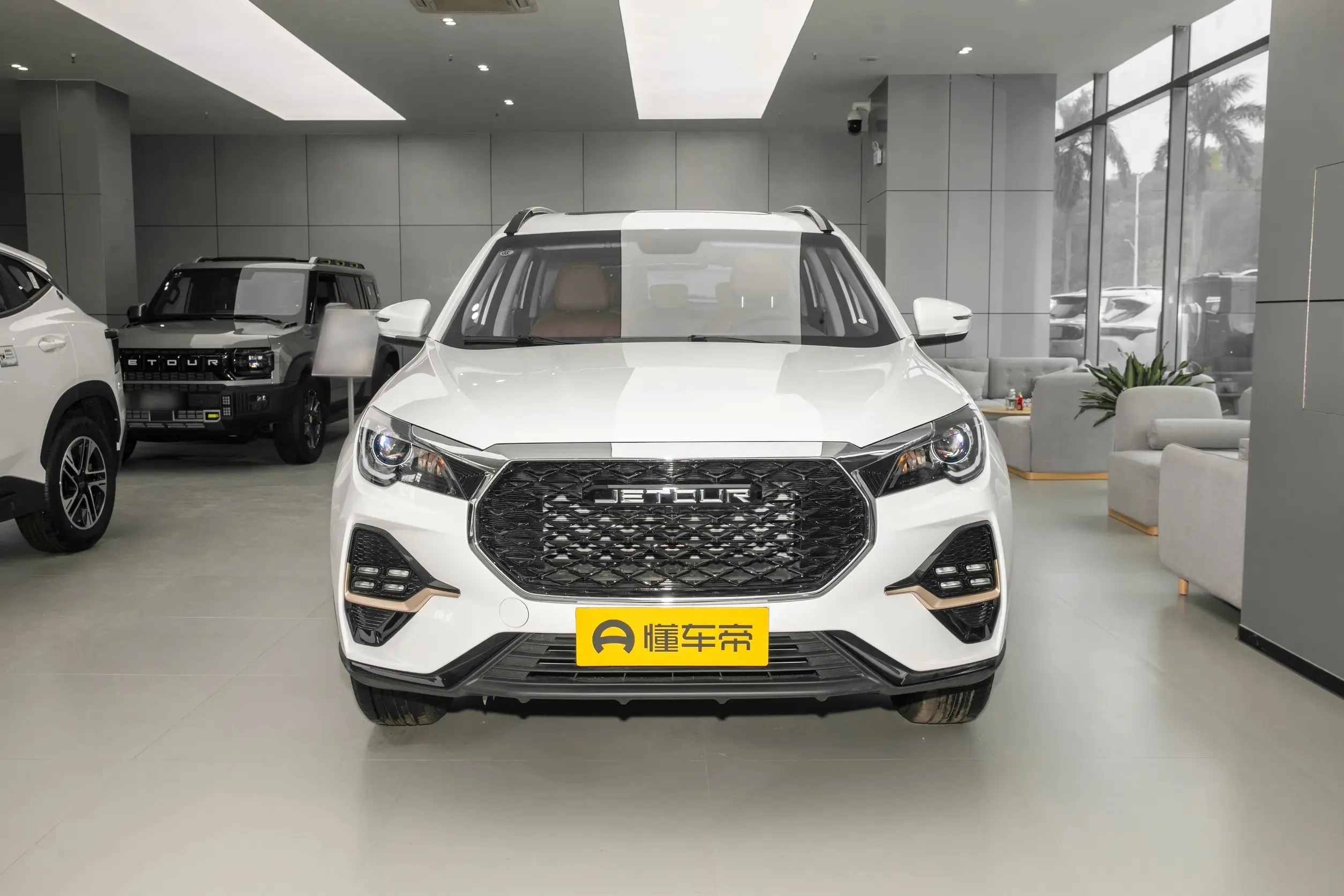 2025 Jetour X70 Plus Gasoline SUV - 1.5T 156hp 6-Speed DCT