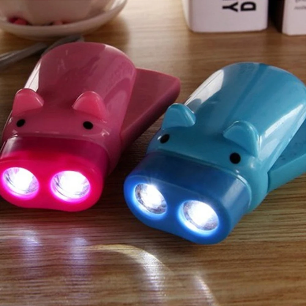 Cute Hand Power Dynamo Piggy Pig Pressing Flashlight Torch