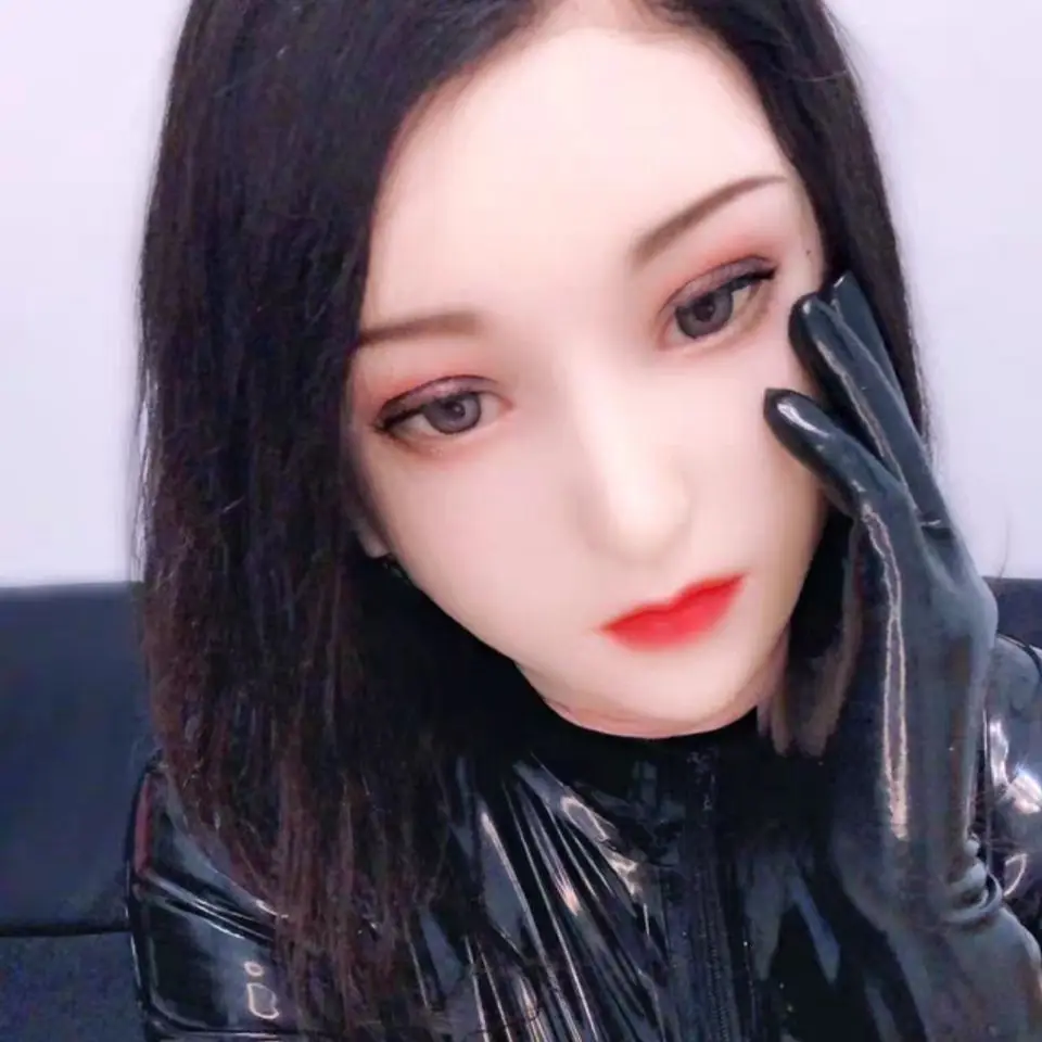 New Arrival Realistic Human Female Silicone Mask With Breast Form ...