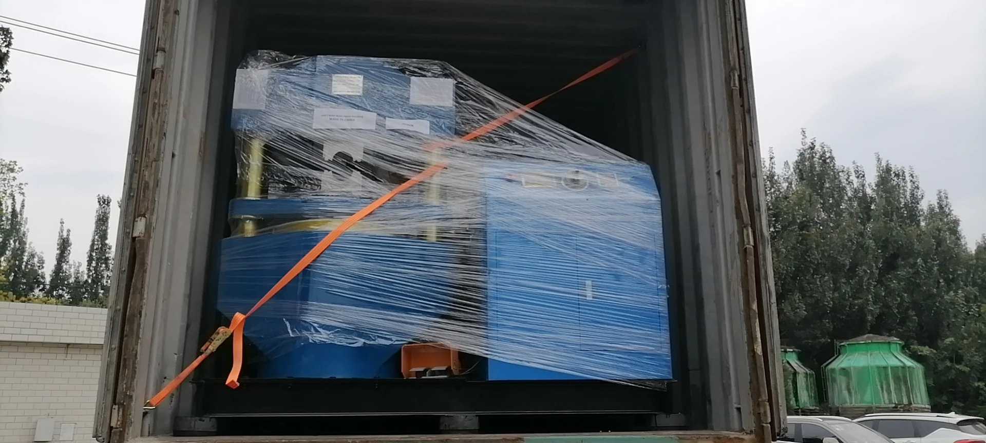 Tensile Testing Machine - Buy Hydraulic Tensile Testing Machine/ Sling ...