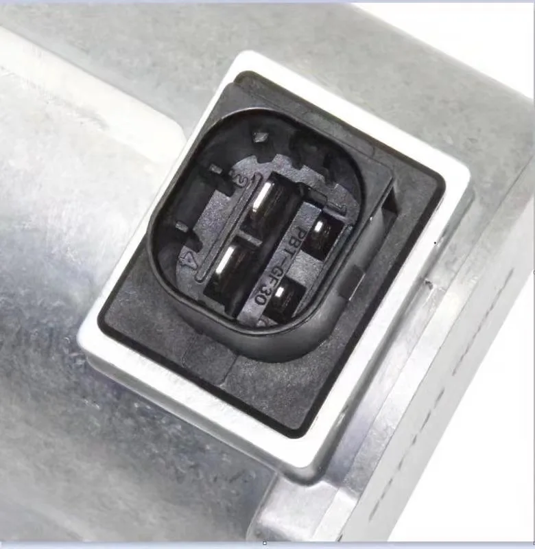 汽车水泵31368715 702702580 31368419 31492143 8889786894水泵适用于沃尔沃S60| Alibaba.com