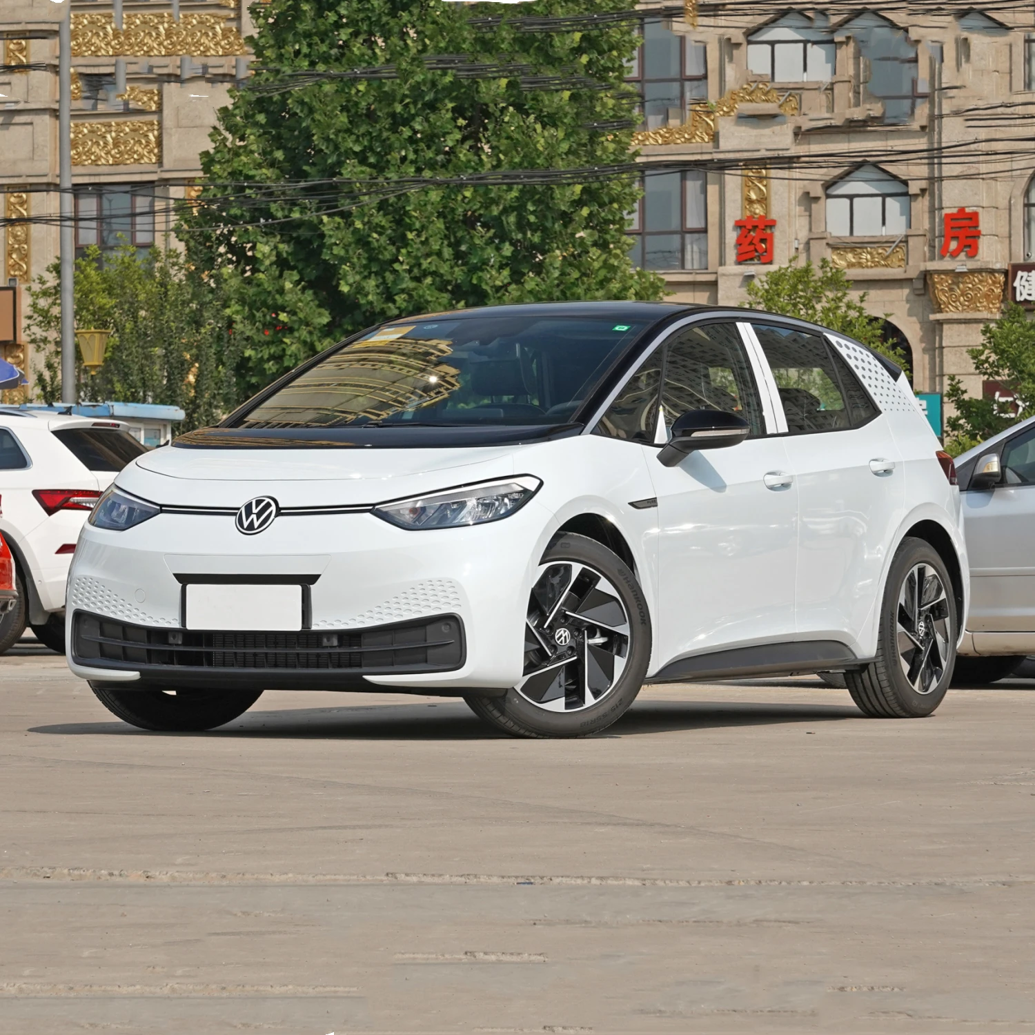 2024 VW ID3 Long Range 5 Seats SUV - Pure Electric Power